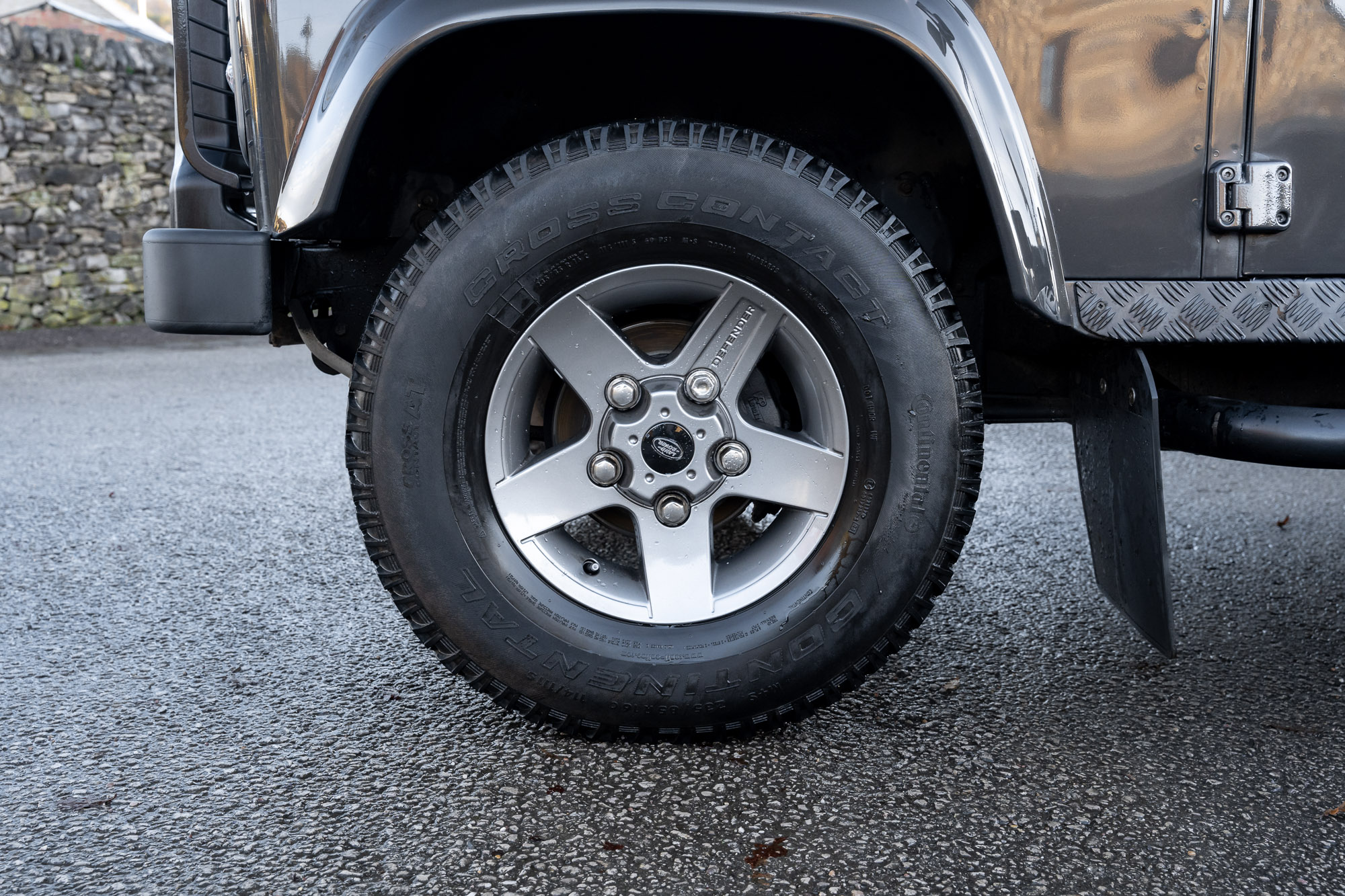 2013 LAND ROVER DEFENDER 90 XS for sale by auction in Bakewell ...