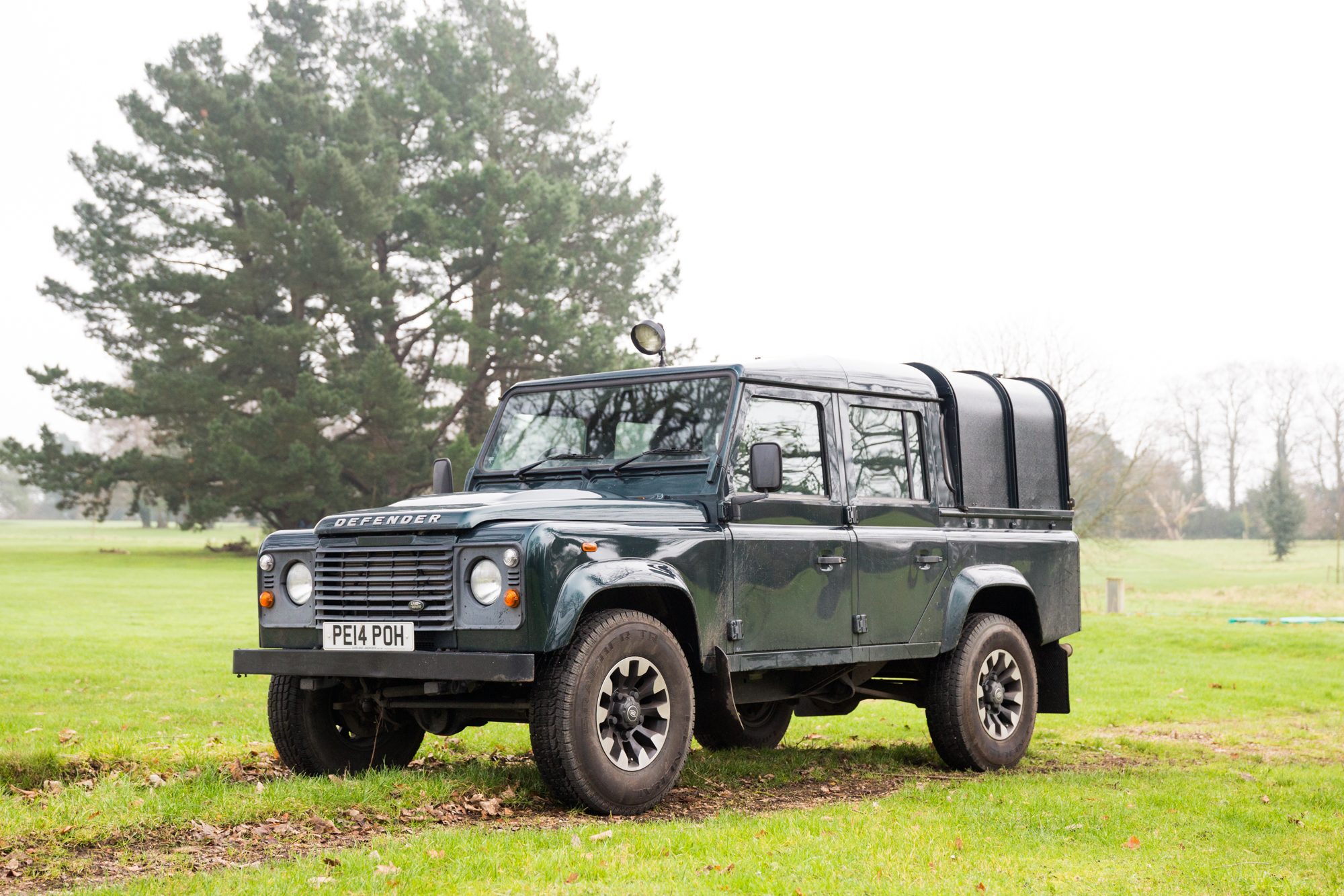 2014 LAND ROVER DEFENDER 110 DOUBLE CAB for sale by auction in Ascot ...