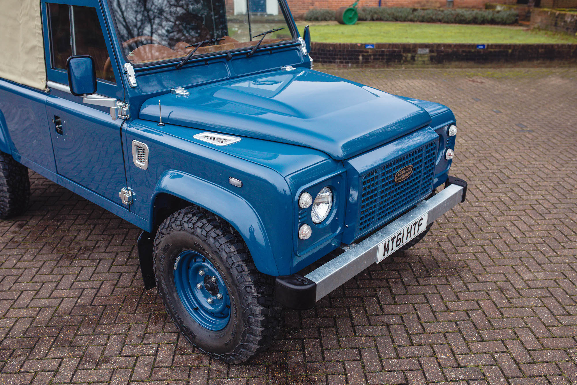 2011 LAND ROVER DEFENDER 110 CUSTOM for sale by auction in Epping ...