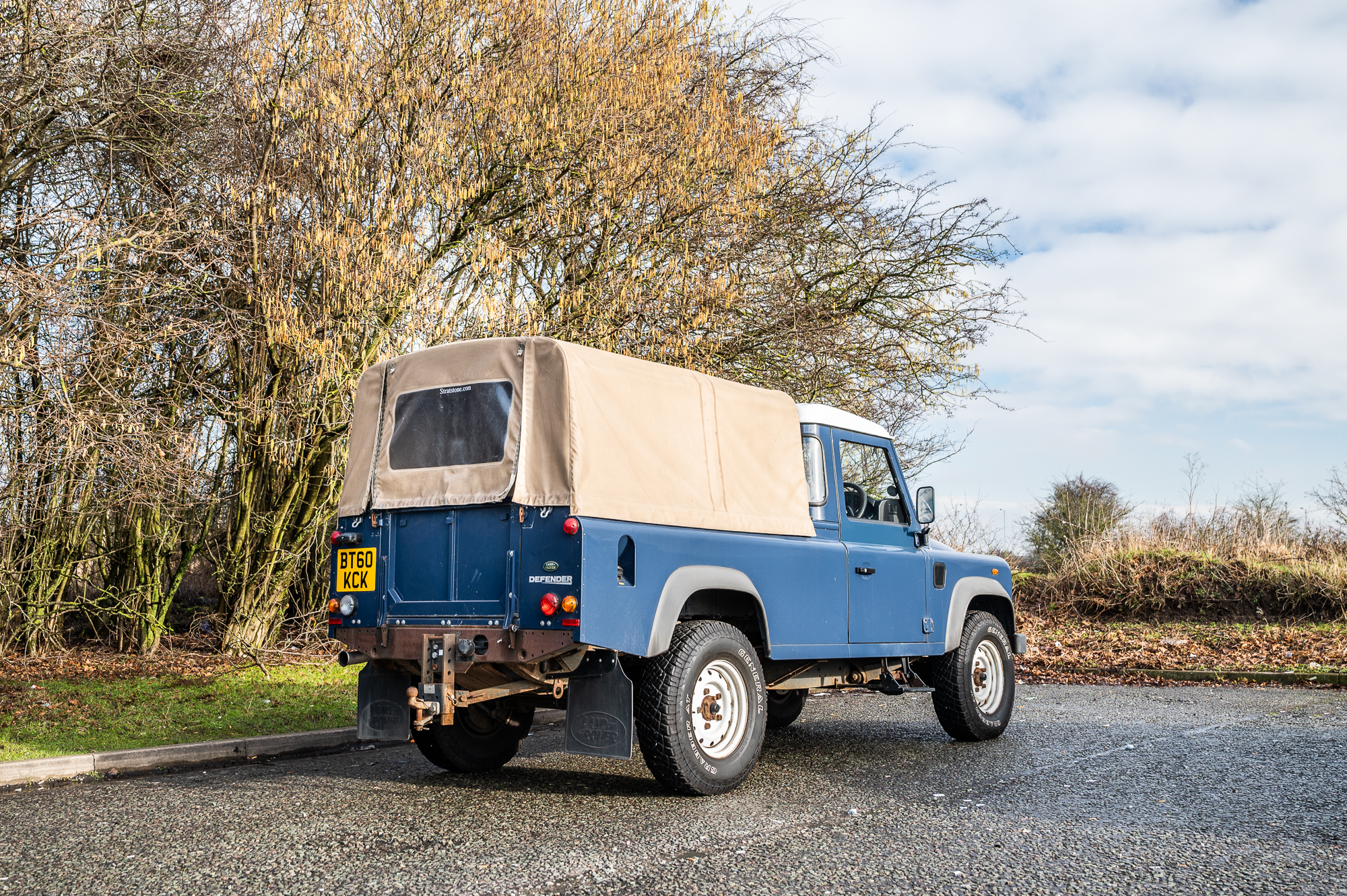 2011 LAND ROVER DEFENDER 110 SINGLE CAB PICKUP for sale by auction in ...
