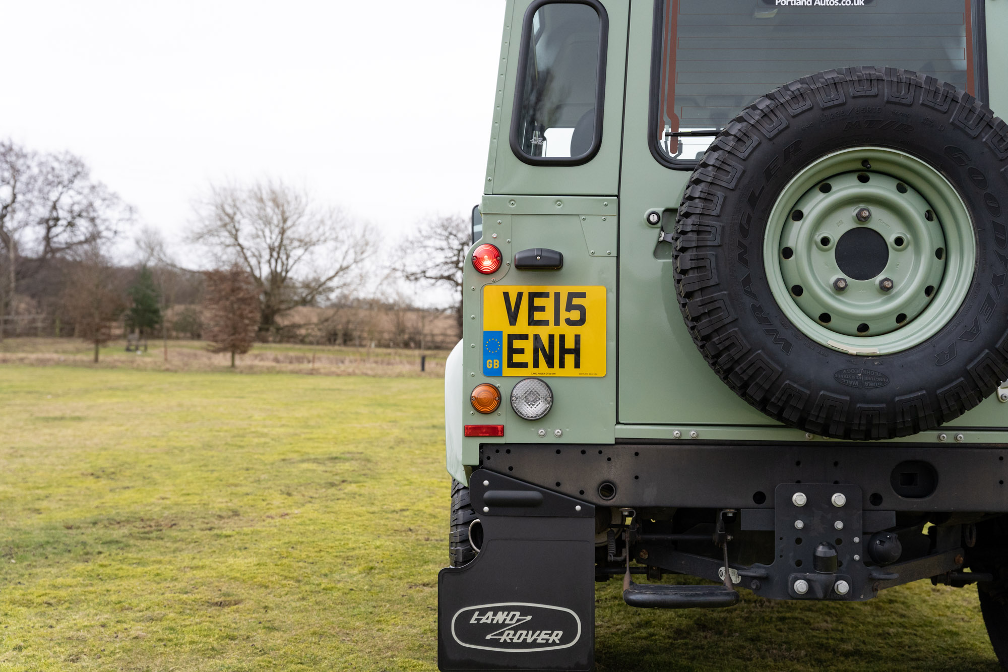 2015 LAND ROVER DEFENDER 90 HERITAGE - JLR PRESS CAR for sale by ...