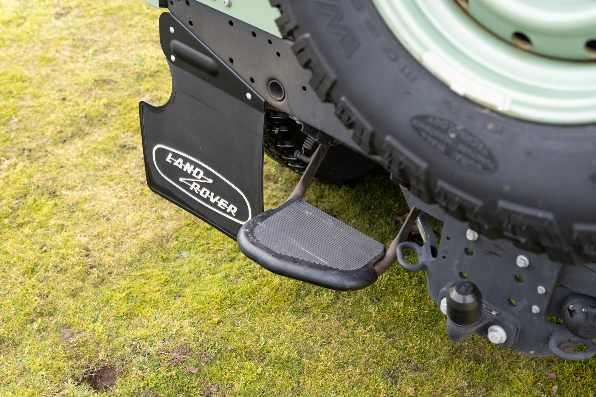 2015 LAND ROVER DEFENDER 90 HERITAGE - JLR PRESS CAR for sale by ...