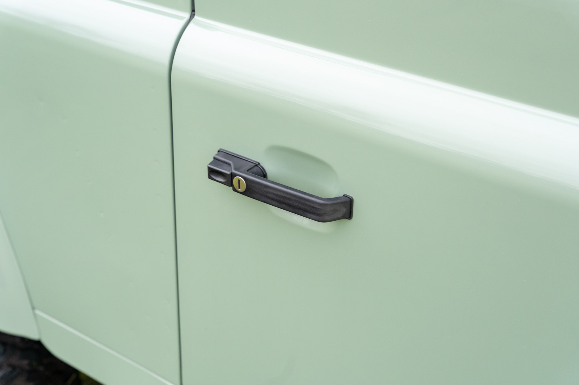 2015 LAND ROVER DEFENDER 90 HERITAGE - JLR PRESS CAR for sale by ...