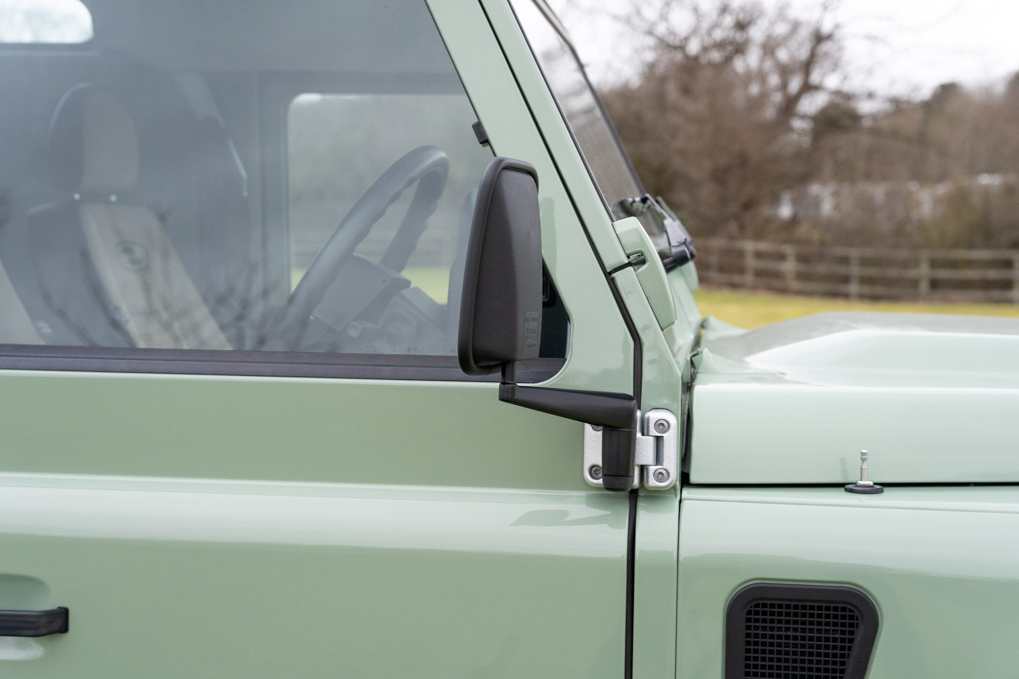 2015 LAND ROVER DEFENDER 90 HERITAGE - JLR PRESS CAR for sale by ...