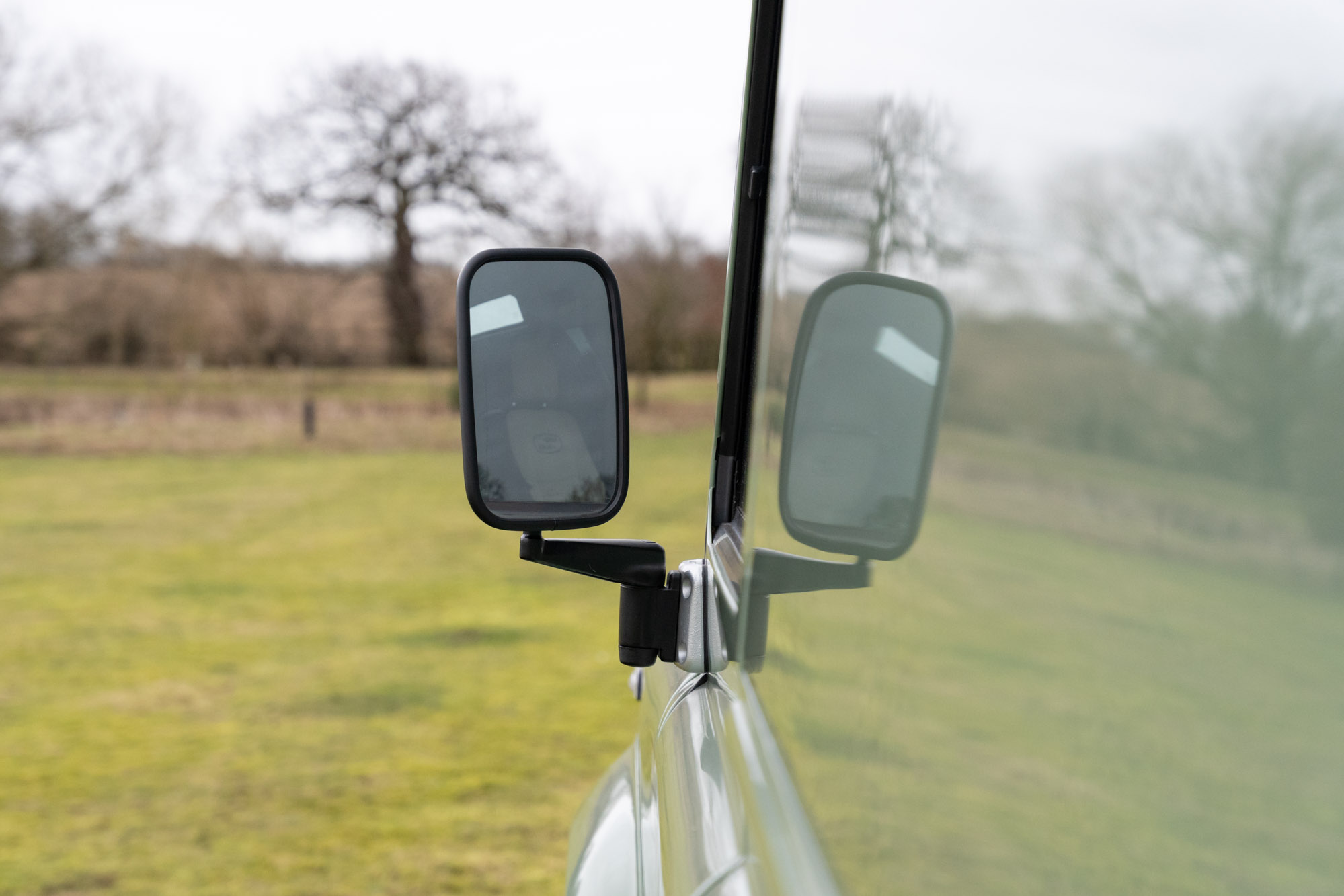 2015 LAND ROVER DEFENDER 90 HERITAGE - JLR PRESS CAR for sale by ...