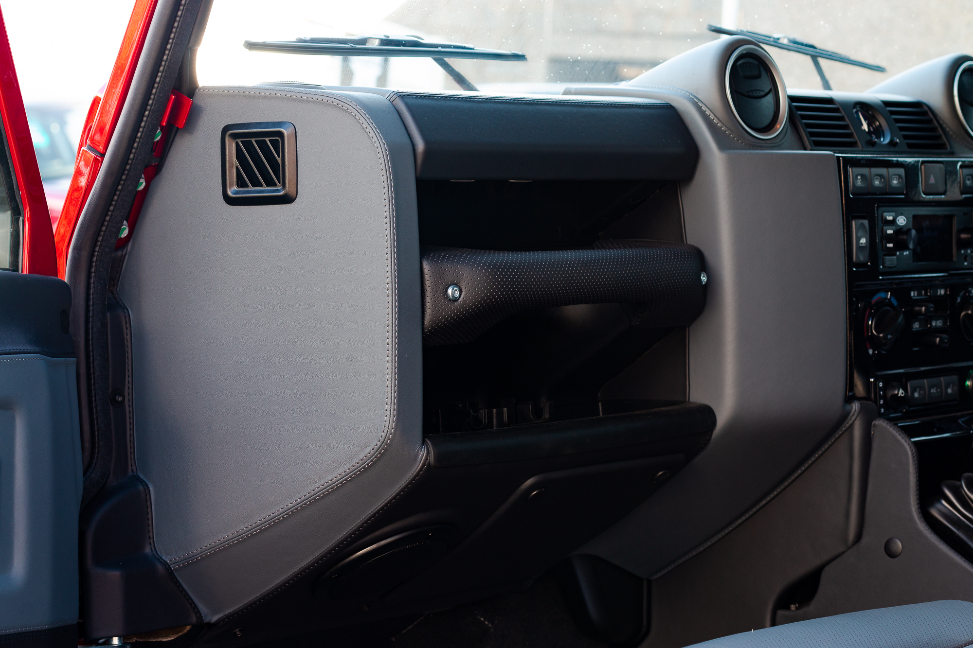 2014 LAND ROVER DEFENDER 90 WORKS V8 70TH EDITION - 20 MILES for sale ...