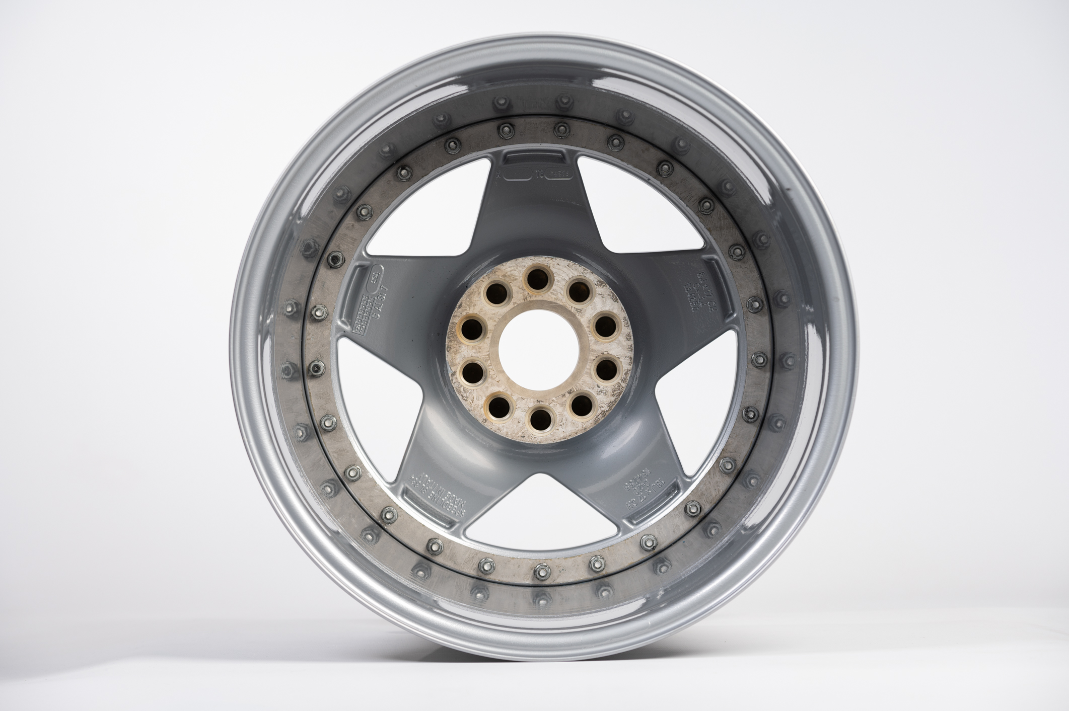 FERRARI F40 - SET OF RESTORED ALLOY WHEELS for sale by auction in Poole ...