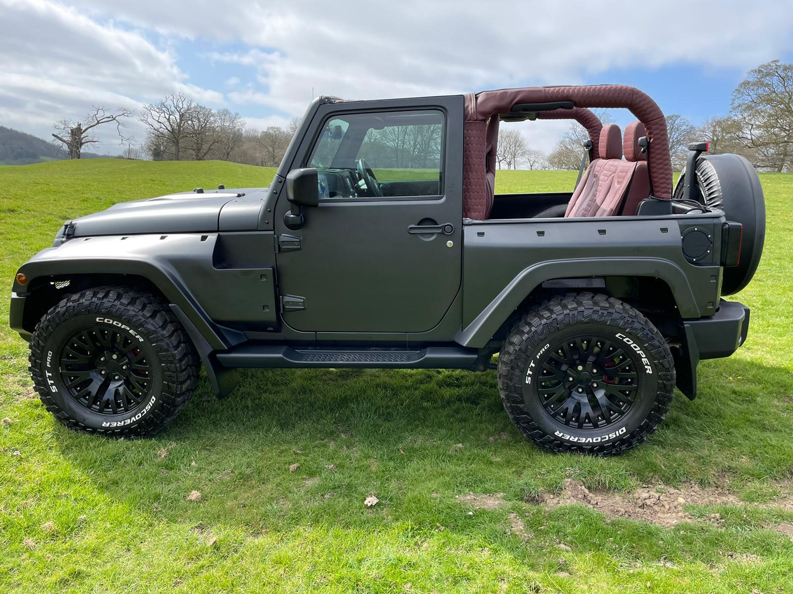 2016 JEEP WRANGLER SAHARA BLACK HAWK for sale by auction in Canterbury ...
