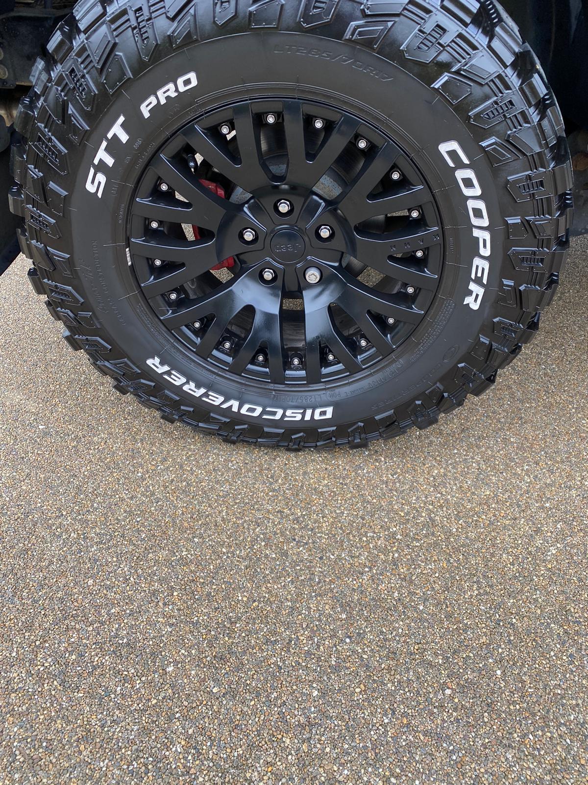 2016 JEEP WRANGLER SAHARA BLACK HAWK for sale by auction in Canterbury ...