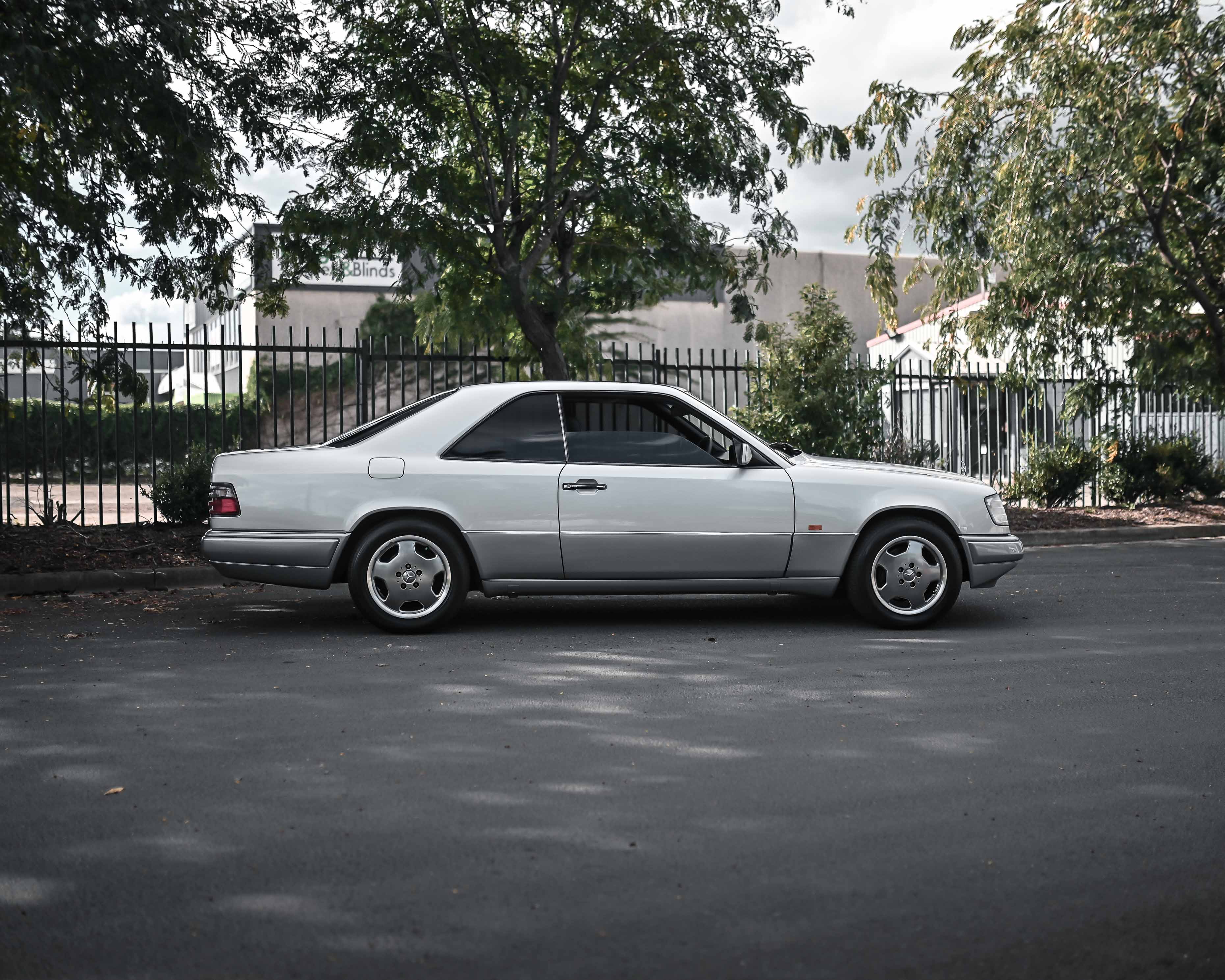 1994 MERCEDES-BENZ (W124) E320 for sale by auction in Blue Mountains ...