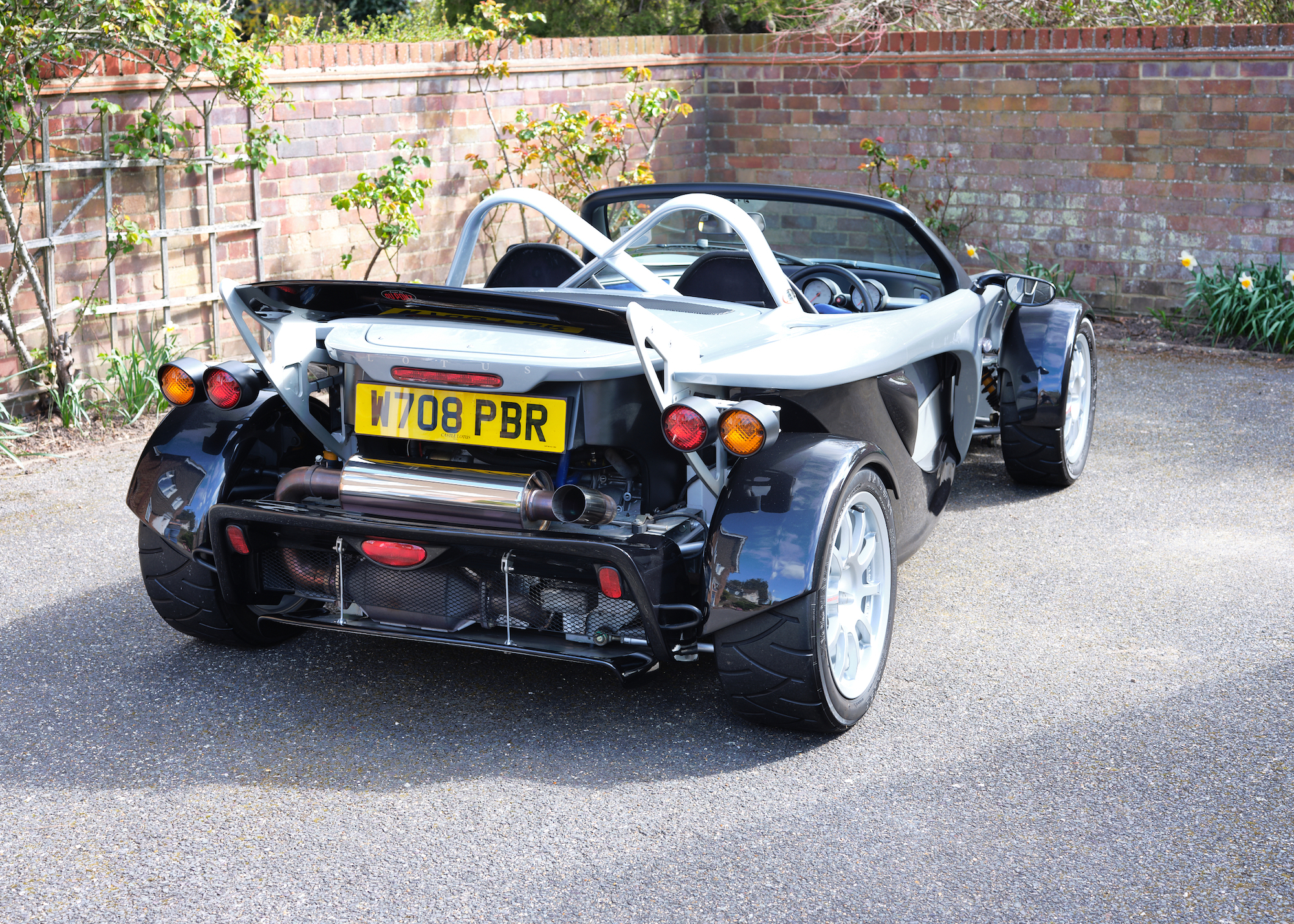 2000 LOTUS 340R - 5,856 MILES for sale by auction in Chelmsford, Essex ...