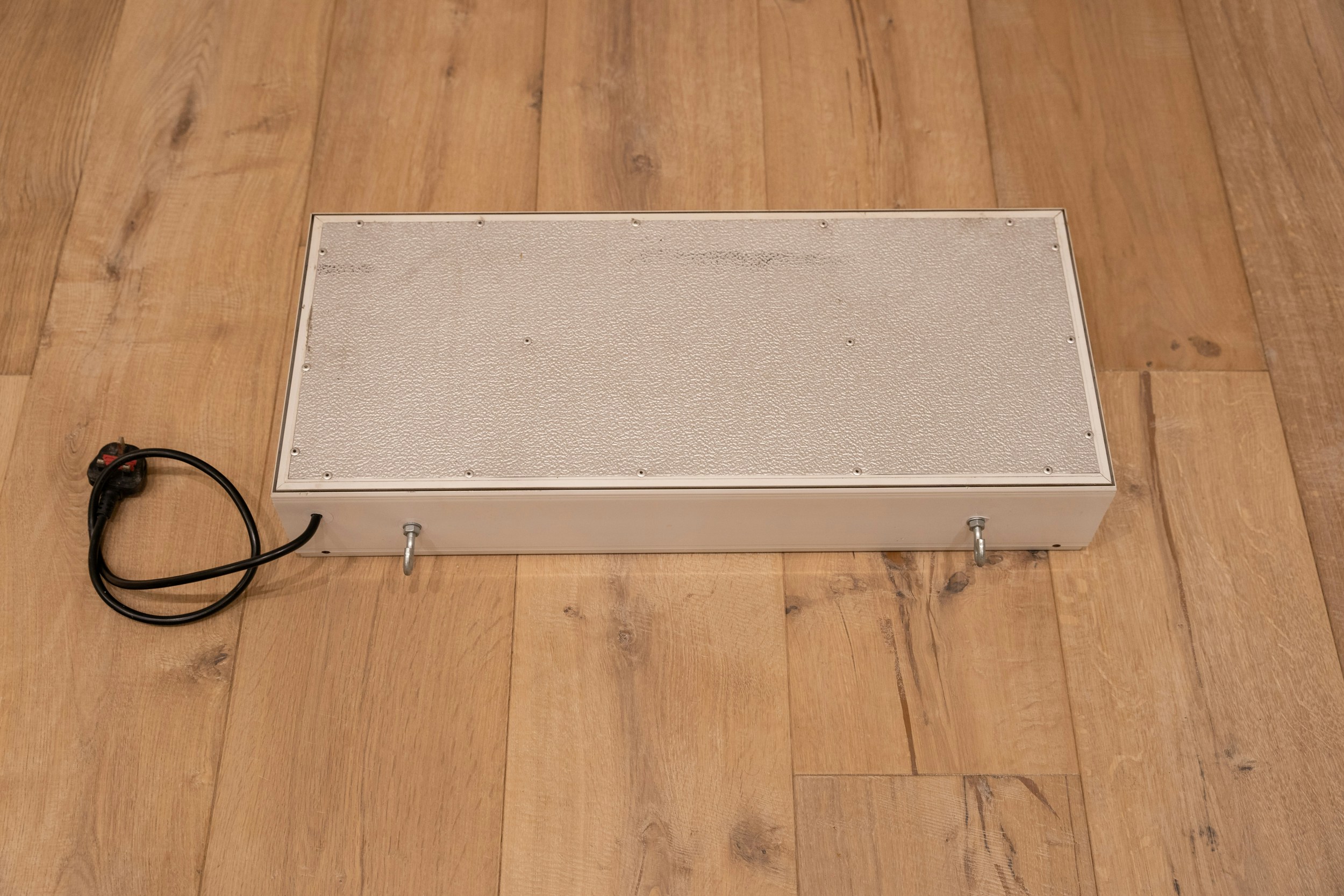 LAND ROVER ILLUMINATED ORIGINAL PARTS AND SERVICE SIGN for sale by ...