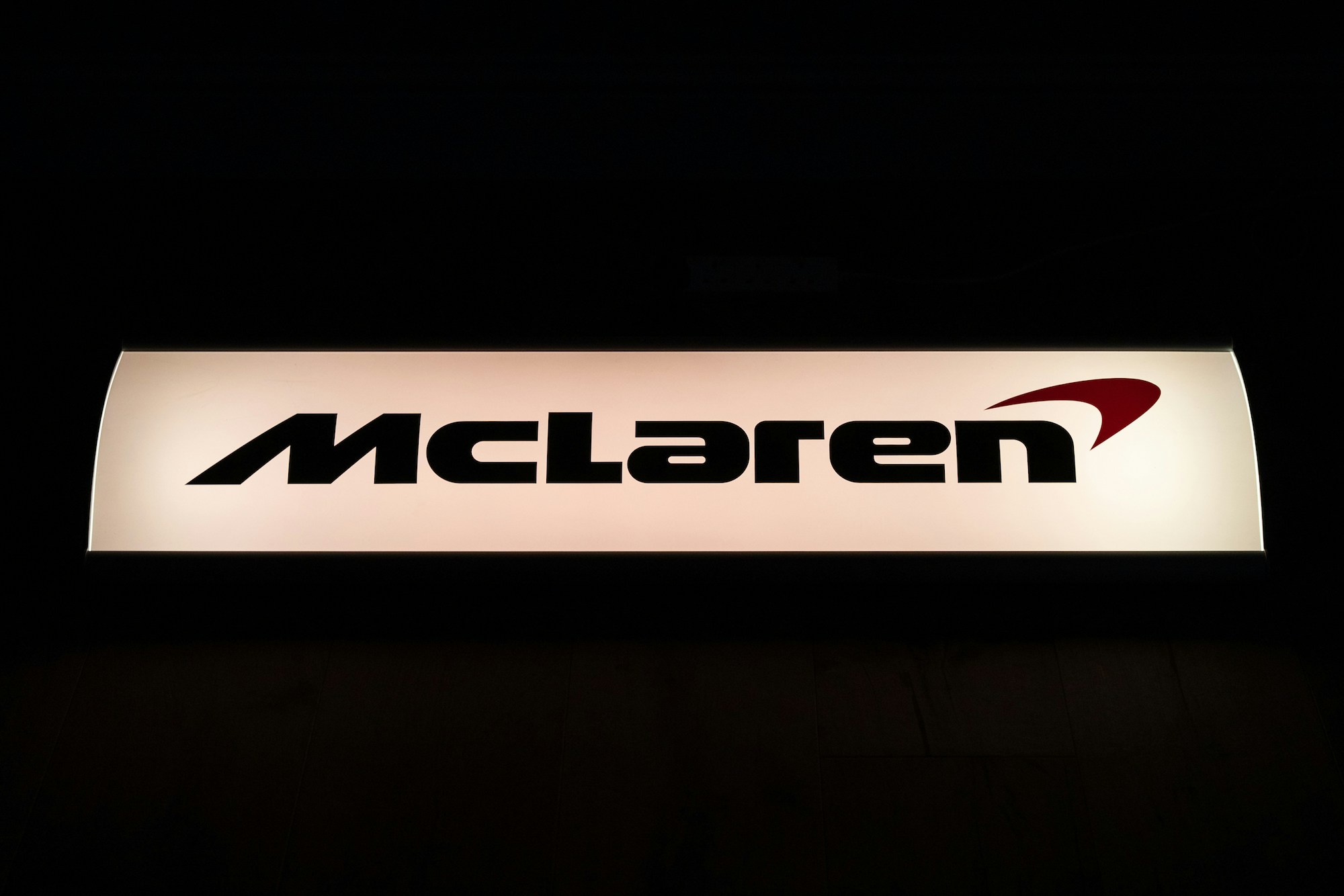 MCLAREN ILLUMINATED DEALERSHIP SIGN for sale by auction in Ditchling ...