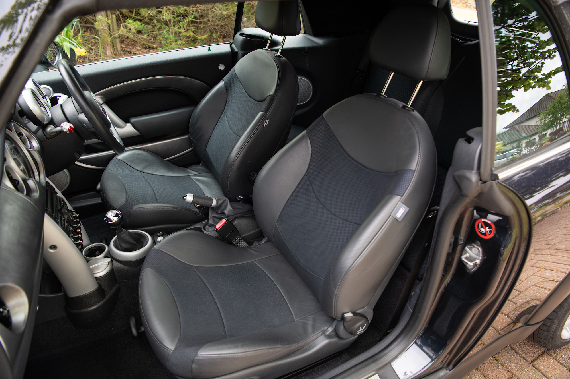 2005 MINI JOHN COOPER WORKS CONVERTIBLE for sale by auction in Glasgow ...