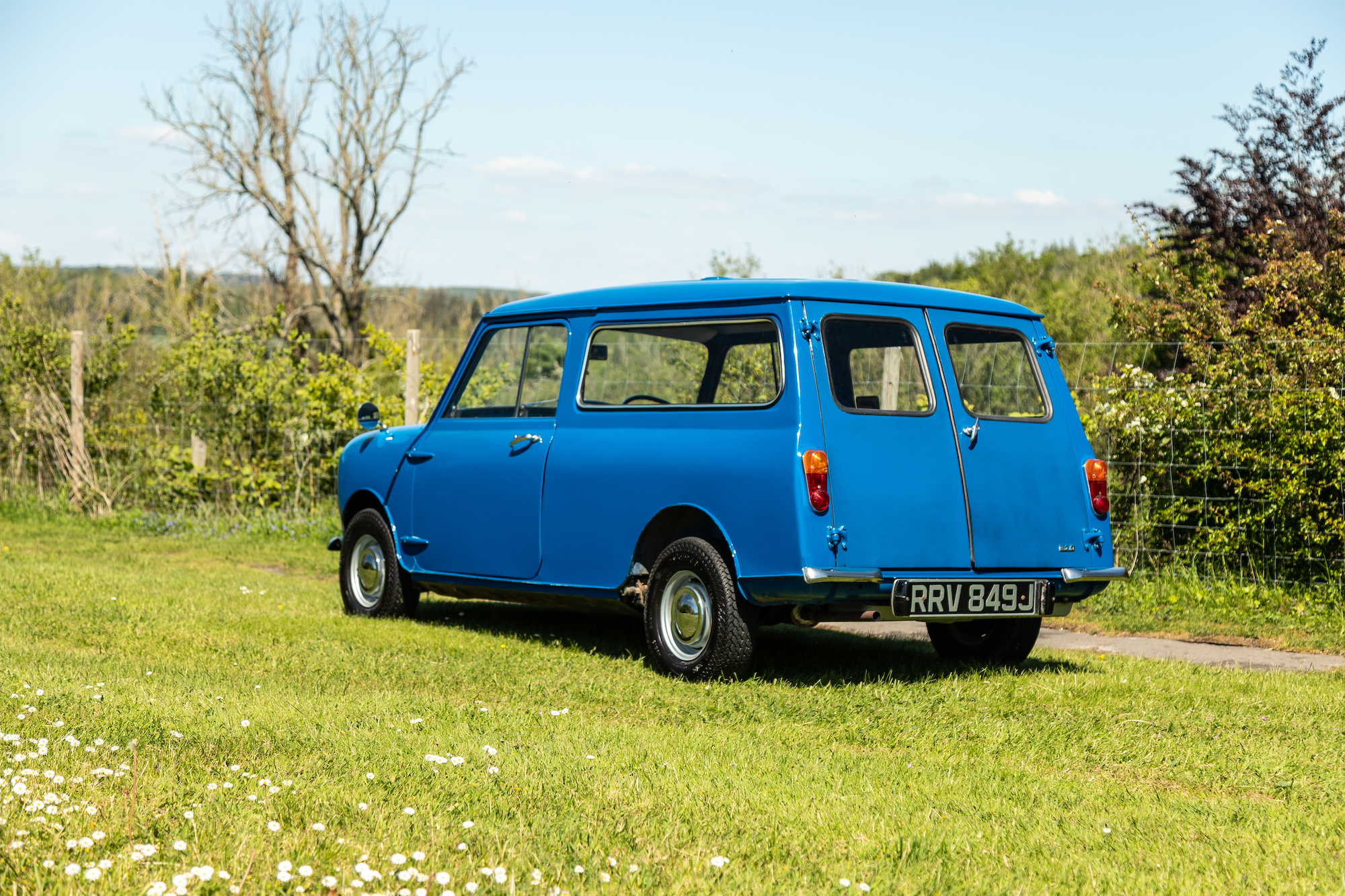 1971 MORRIS MINI VAN for sale by auction in Arundel, West Sussex ...