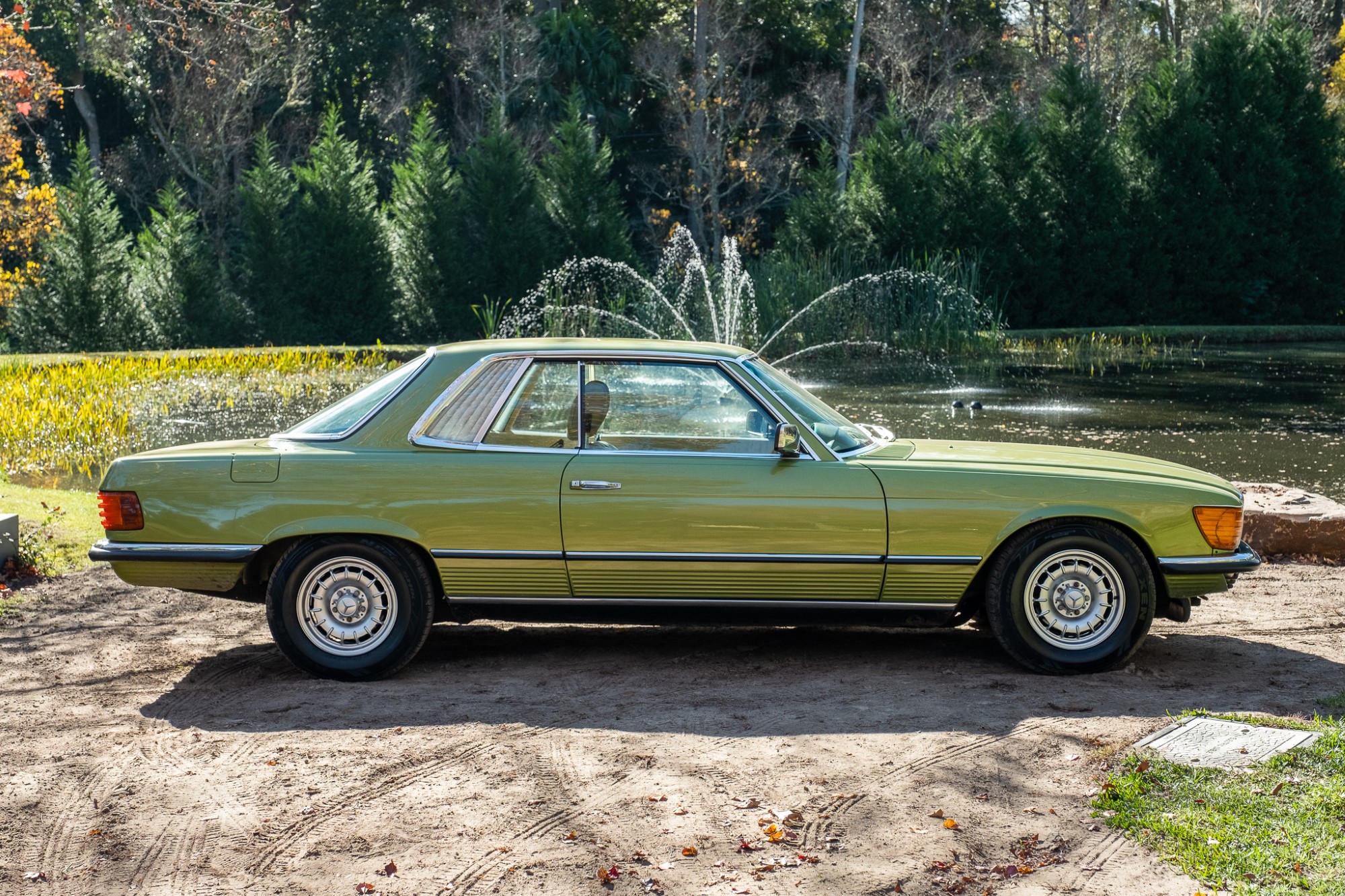 1979 MERCEDES-BENZ (R107) 450 SLC for sale by auction in Matcham, New ...