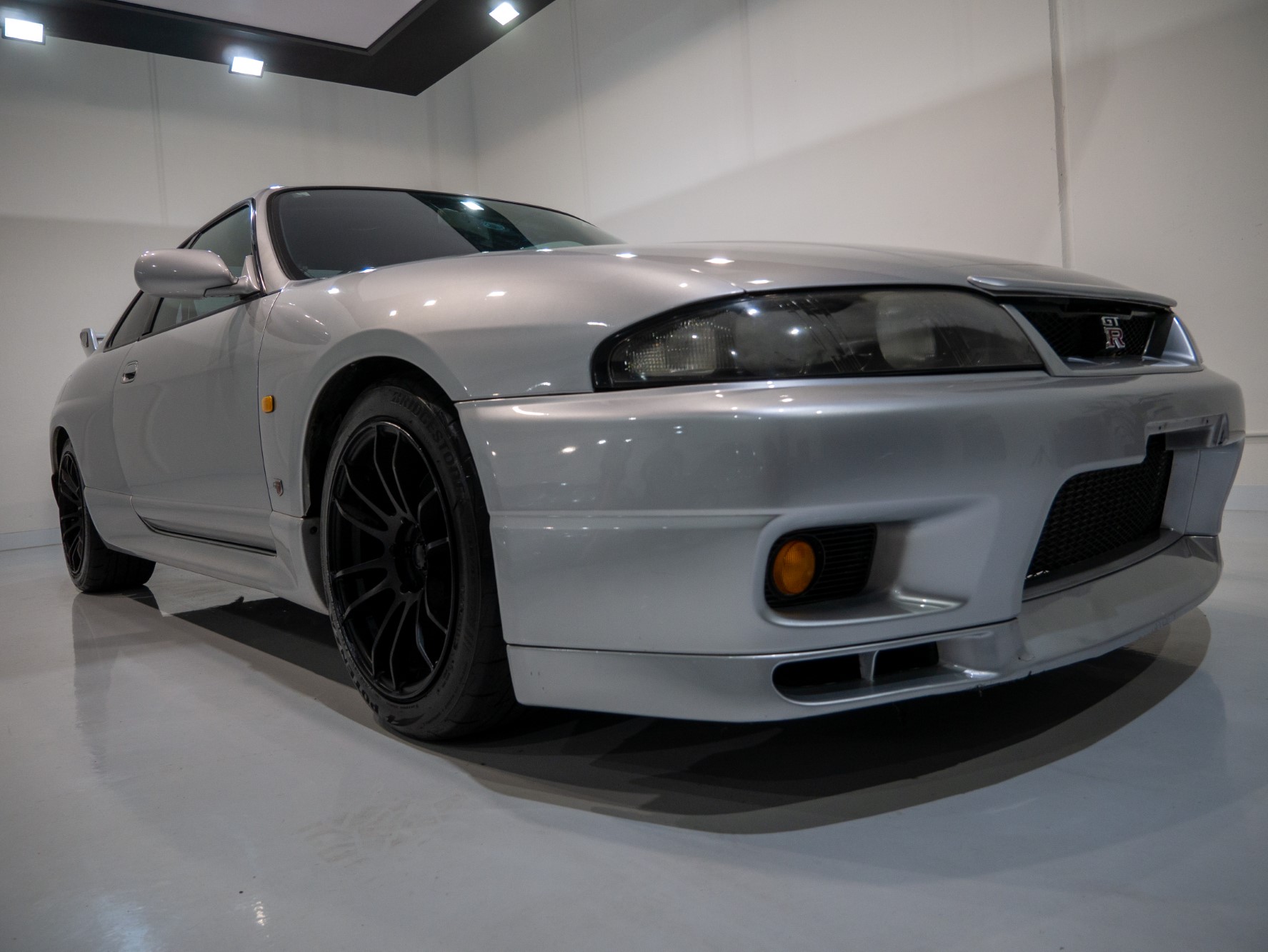 1995 NISSAN SKYLINE (R33) GT-R for sale by auction in Richmond ...