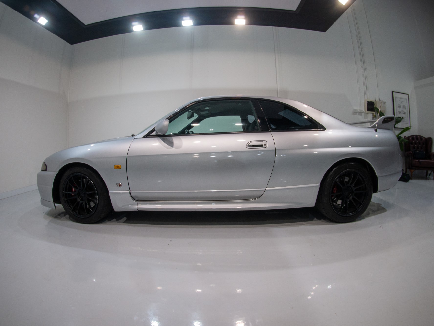 1995 NISSAN SKYLINE (R33) GT-R for sale by auction in Richmond ...