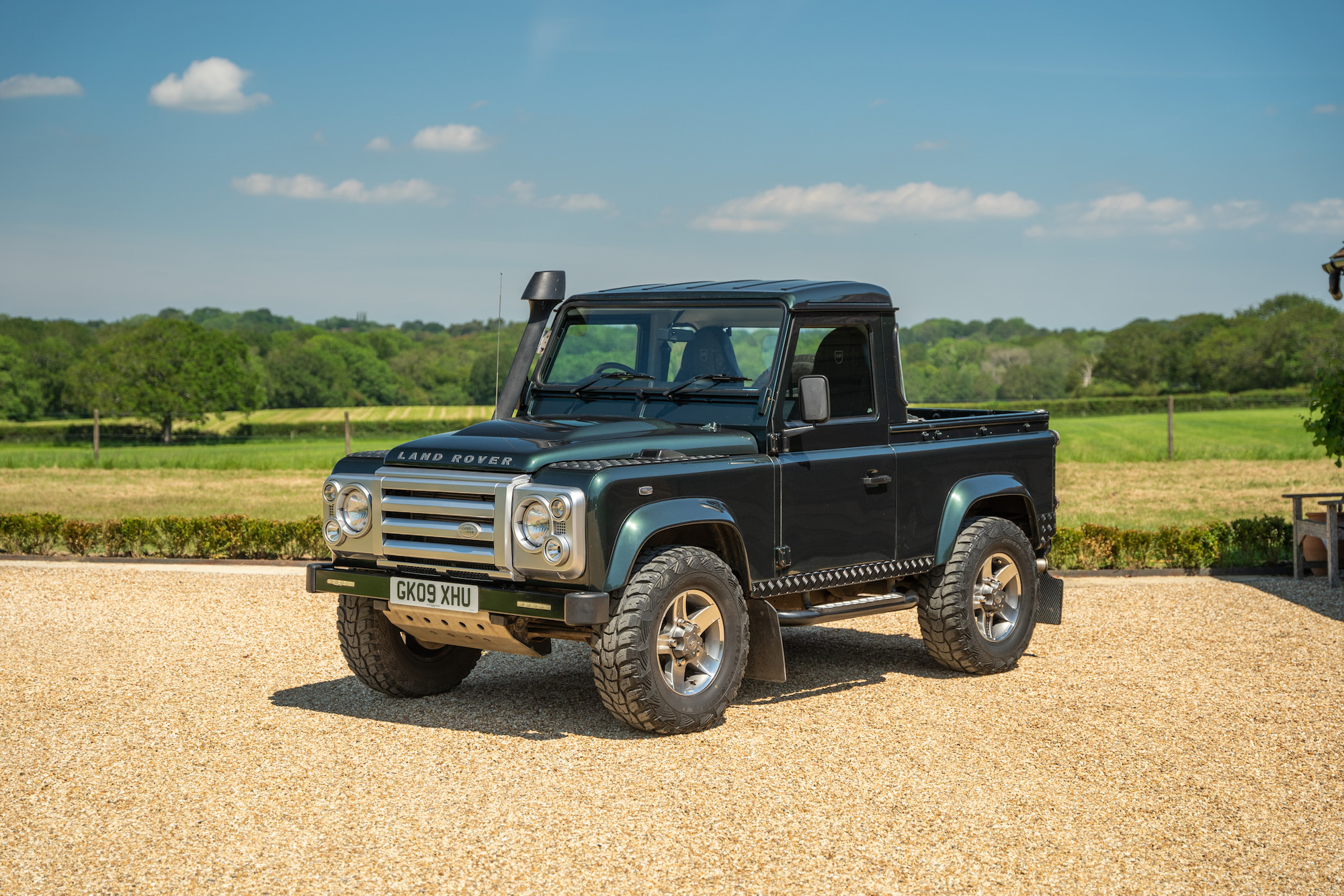 2009 LAND ROVER DEFENDER 90 PICK UP for sale by auction in Lewes, West ...
