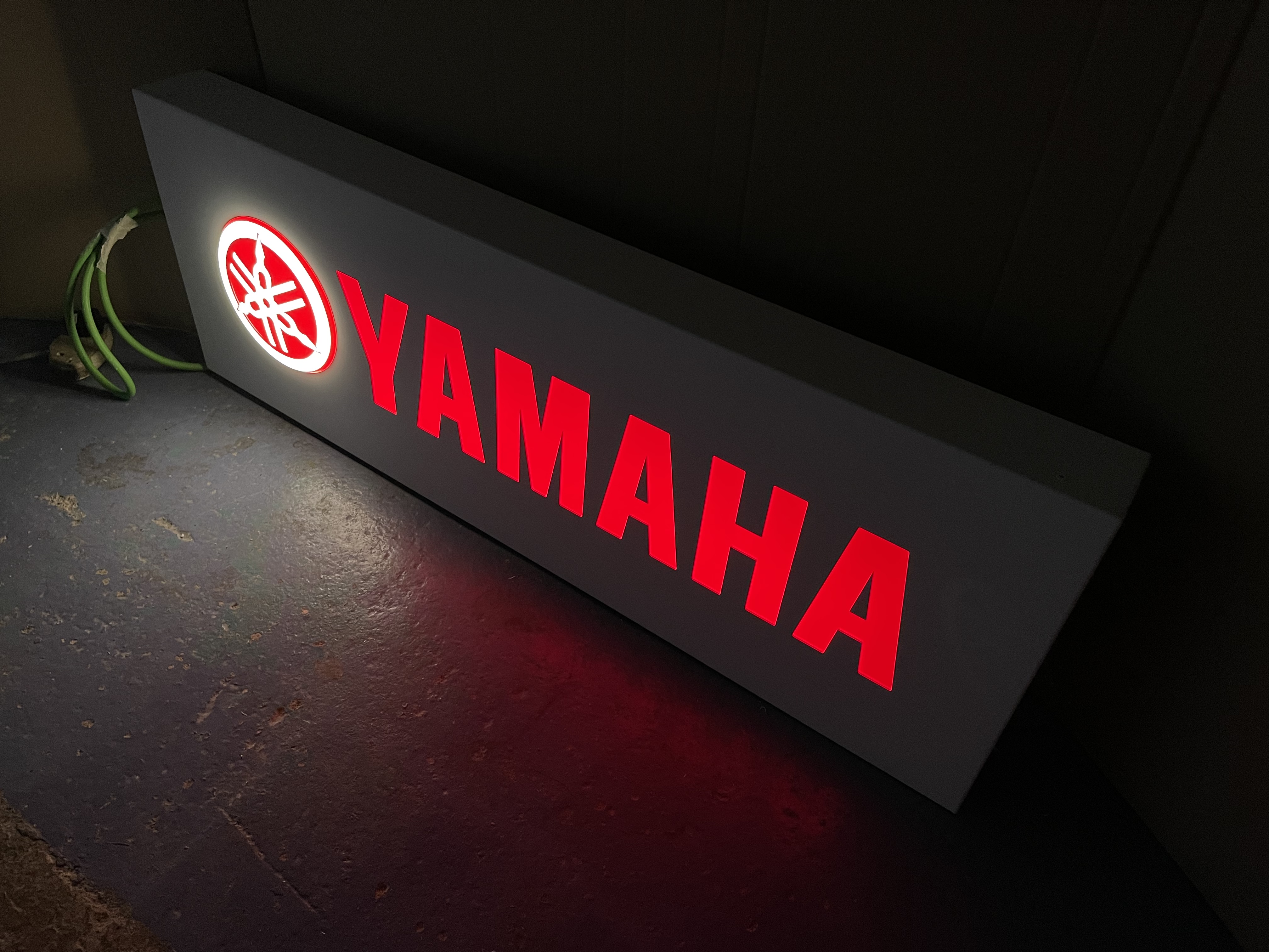 YAMAHA ILLUMINATED DEALERSHIP SIGN for sale by auction in ...
