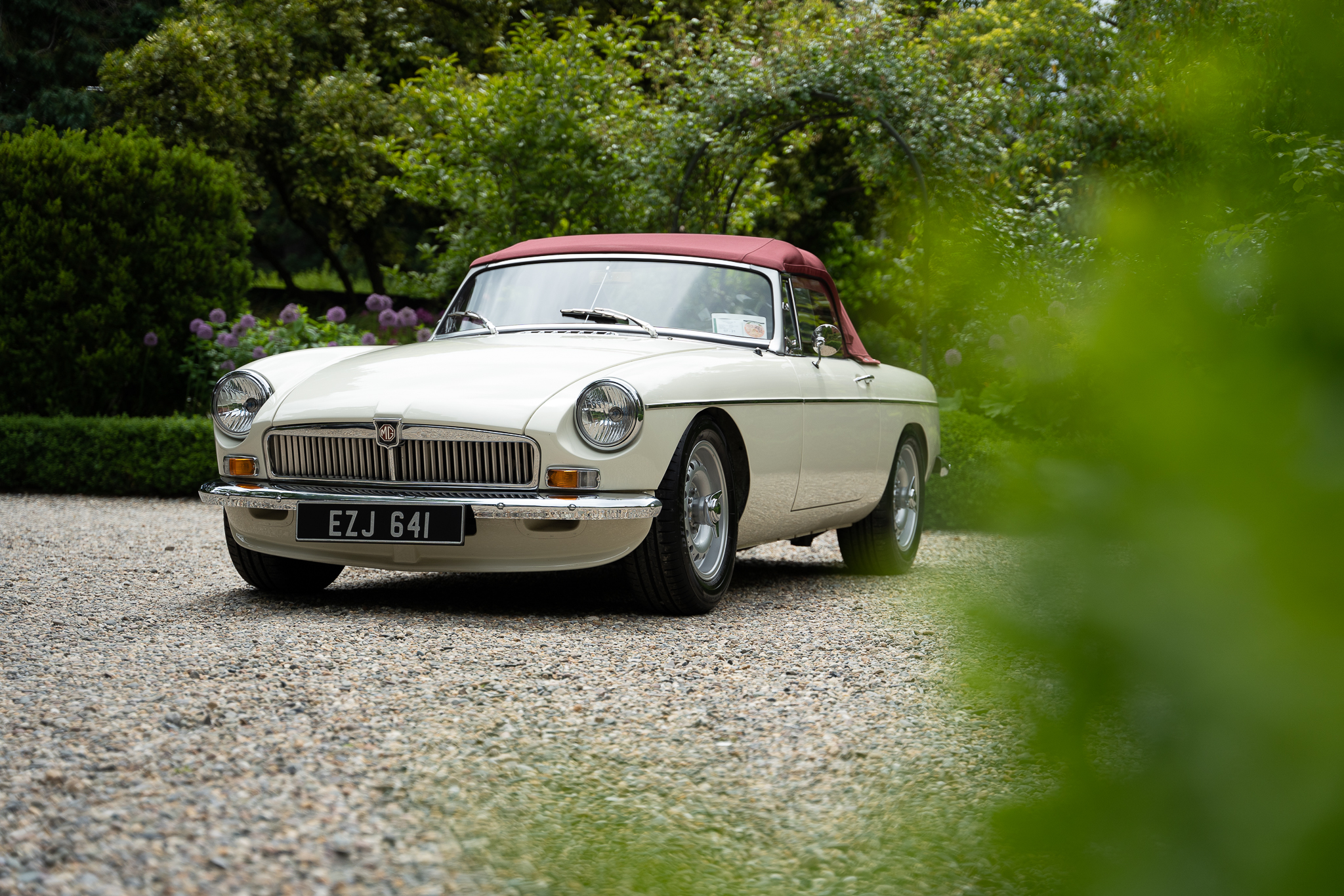 1966 MGB ROADSTER ABINGDON EDITION BY FRONTLINE DEVELOPMENTS for sale by auction in Dublin, Ireland