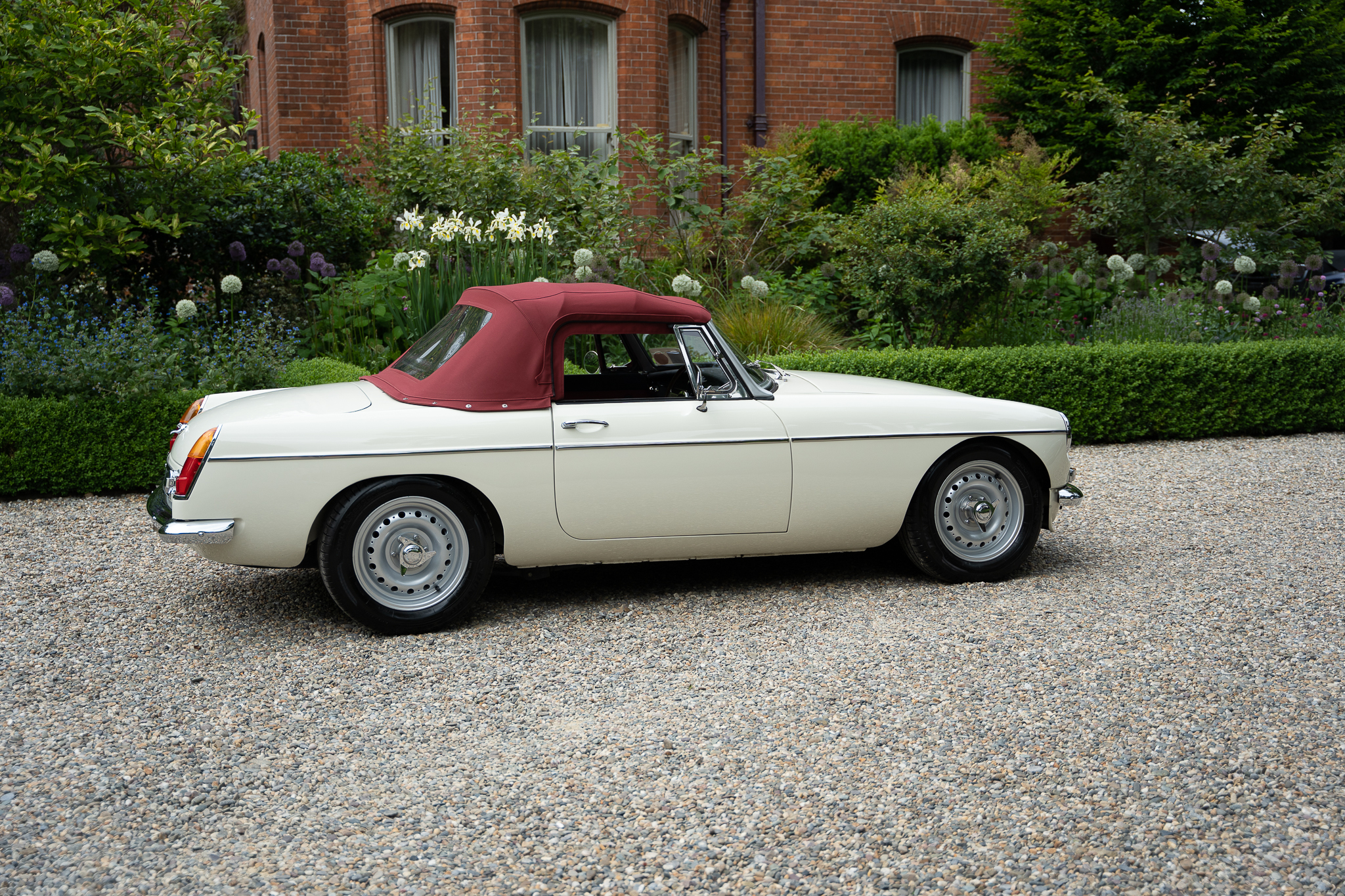 1966 MGB ROADSTER ABINGDON EDITION BY FRONTLINE DEVELOPMENTS for sale ...
