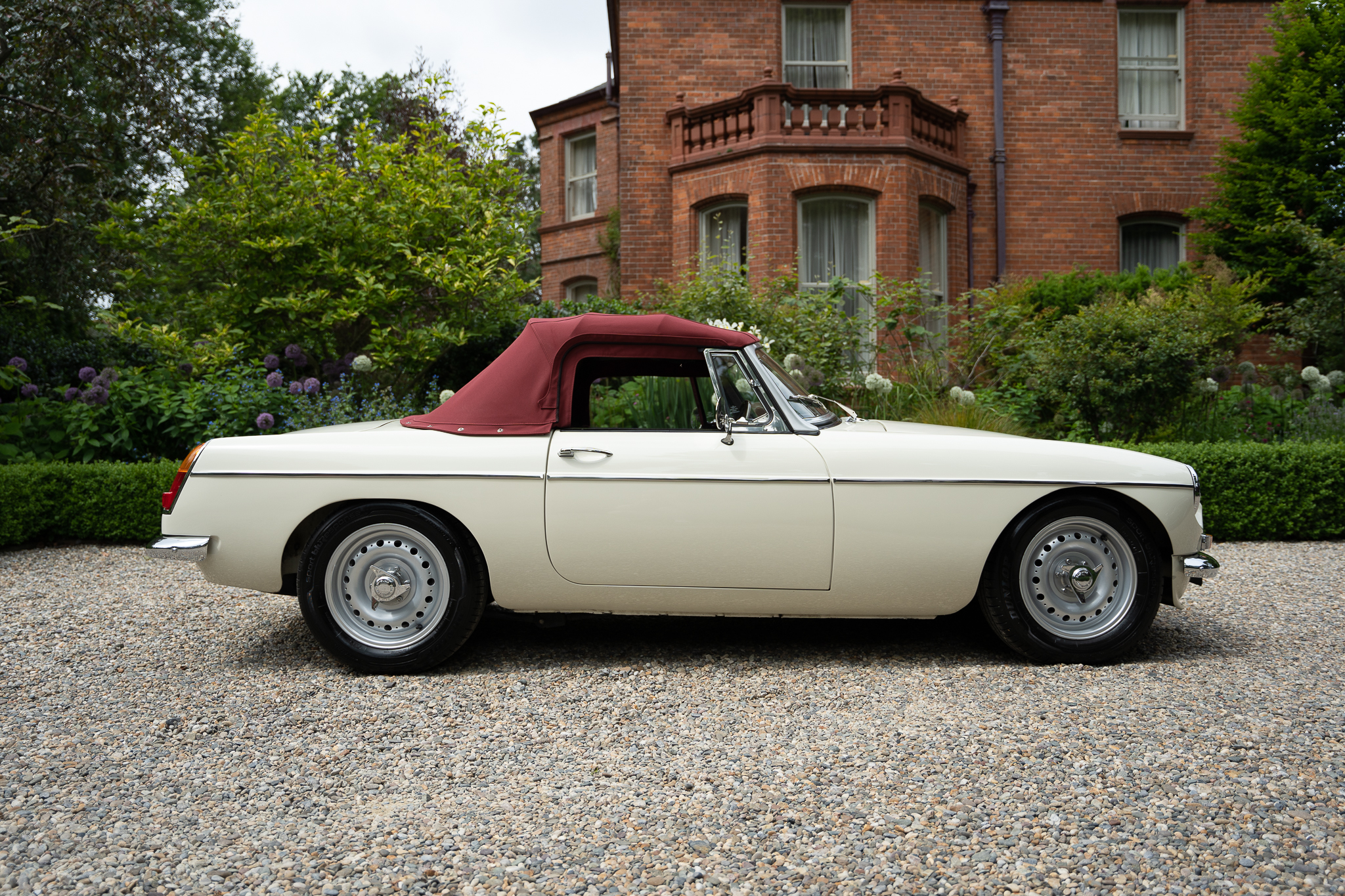 1966 MGB ROADSTER ABINGDON EDITION BY FRONTLINE DEVELOPMENTS for sale ...