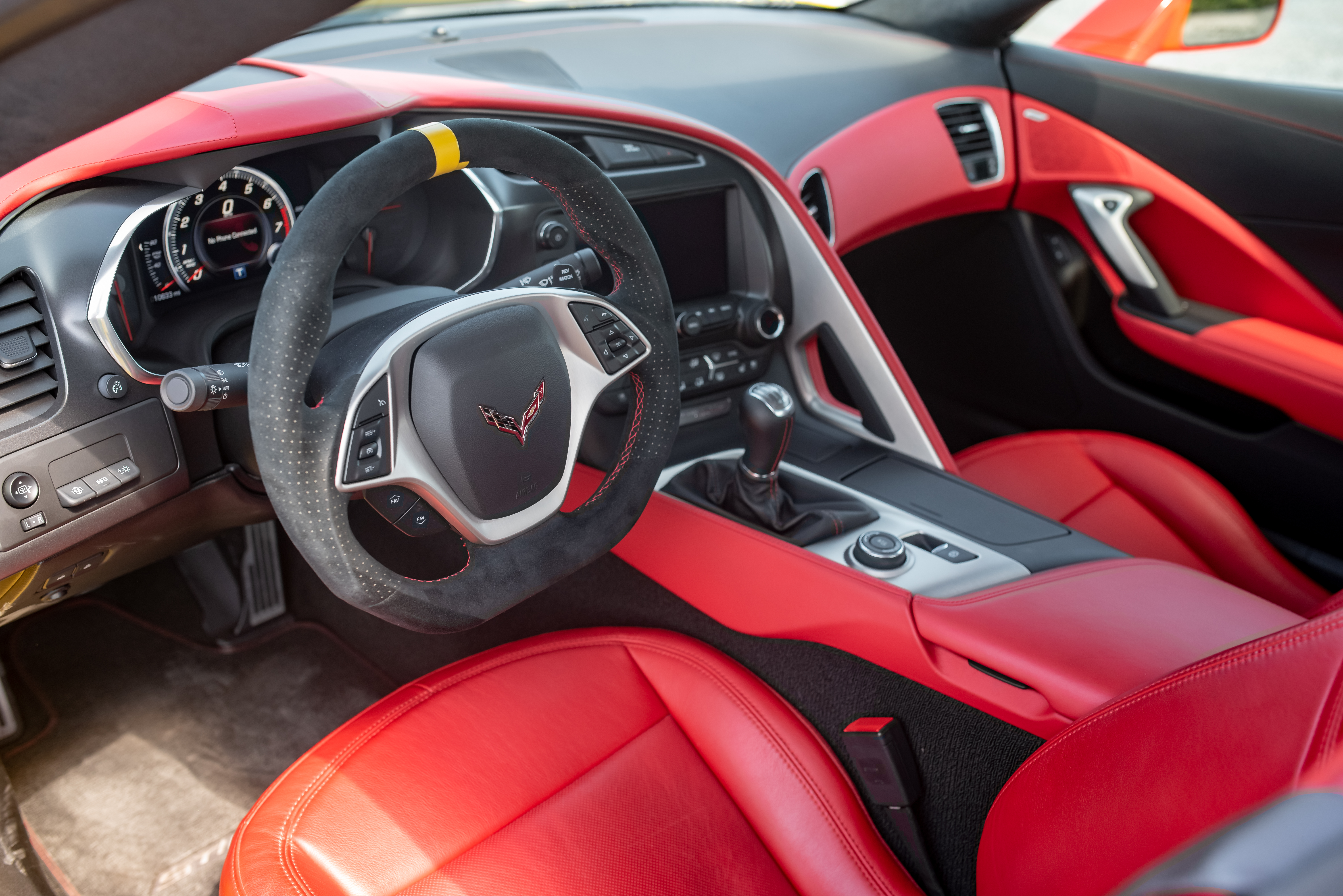 Interior Rojo Del Corvette Stingray 2014