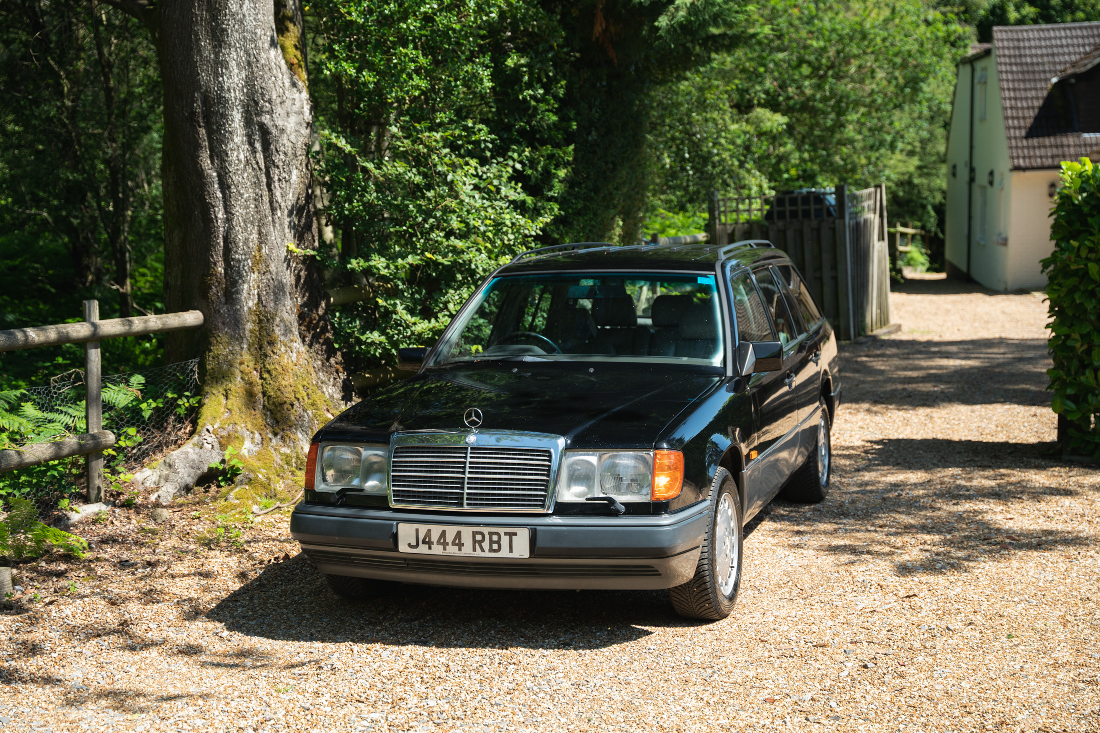 1991 MERCEDES-BENZ (W124) 300TE - 4MATIC for sale by auction in Horsham ...