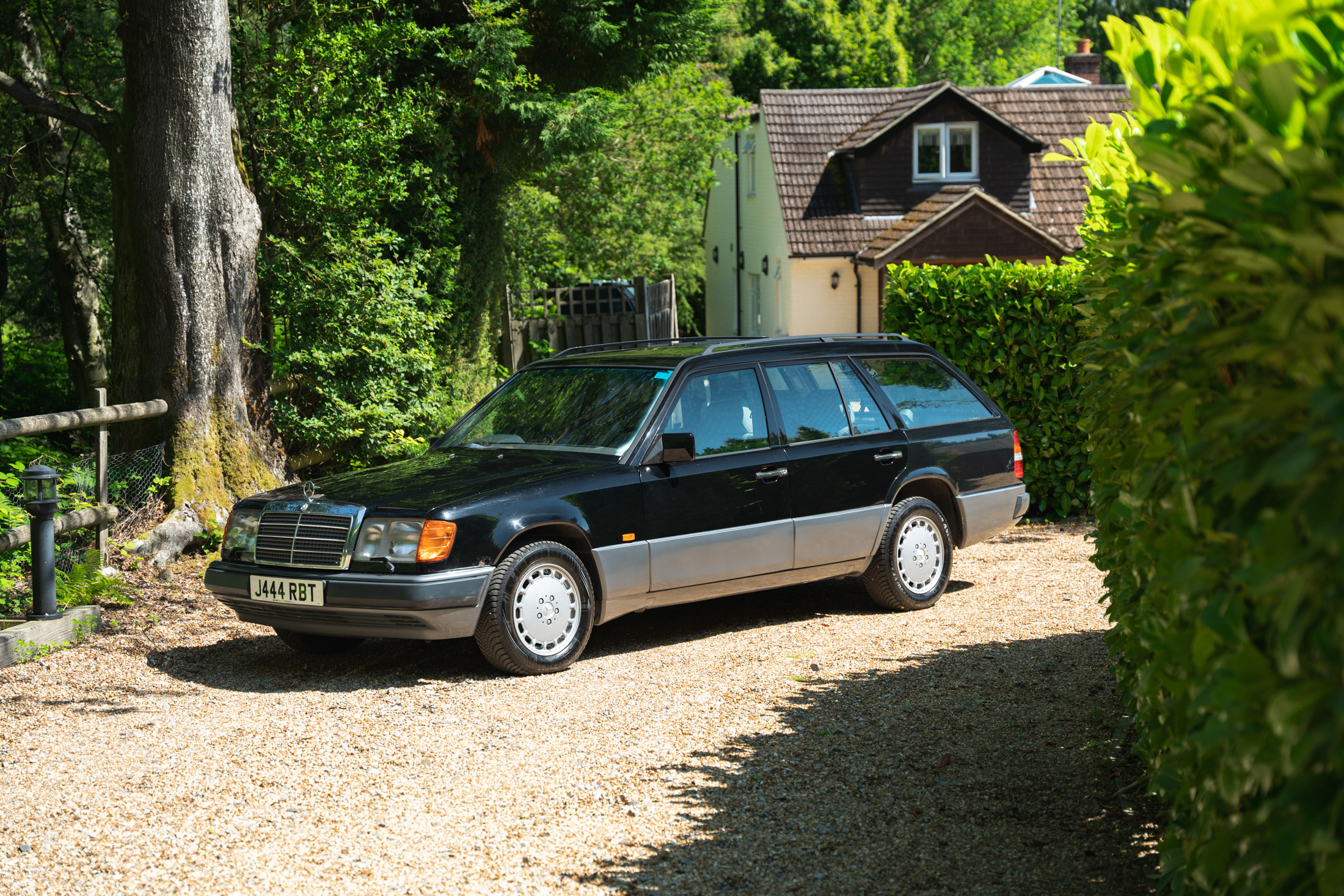 1991 MERCEDES-BENZ (W124) 300TE - 4MATIC for sale by auction in Horsham ...