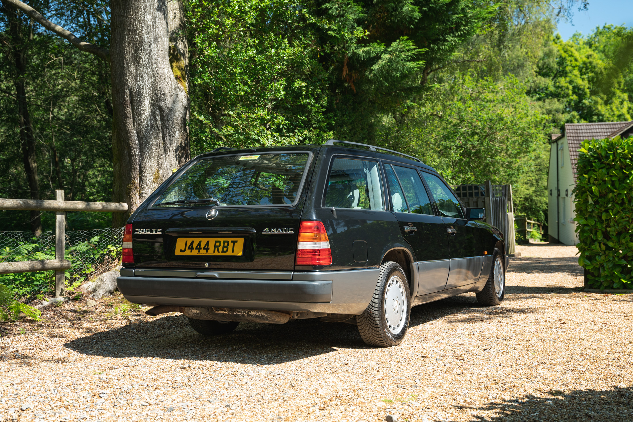1991 MERCEDES-BENZ (W124) 300TE - 4MATIC for sale by auction in Horsham ...
