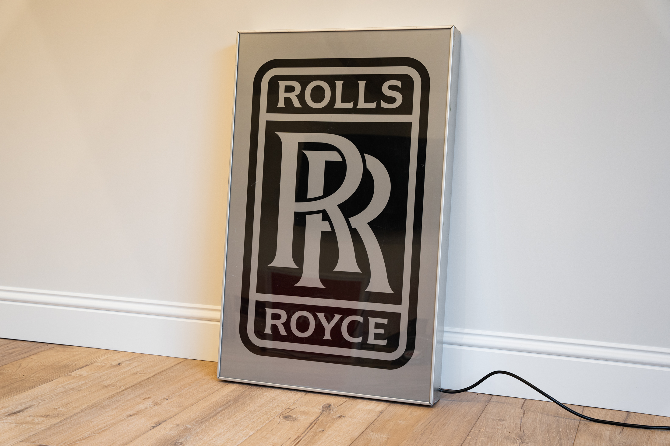 ROLLS-ROYCE ILLUMINATED DEALERSHIP SIGN for sale by auction in Hassocks ...