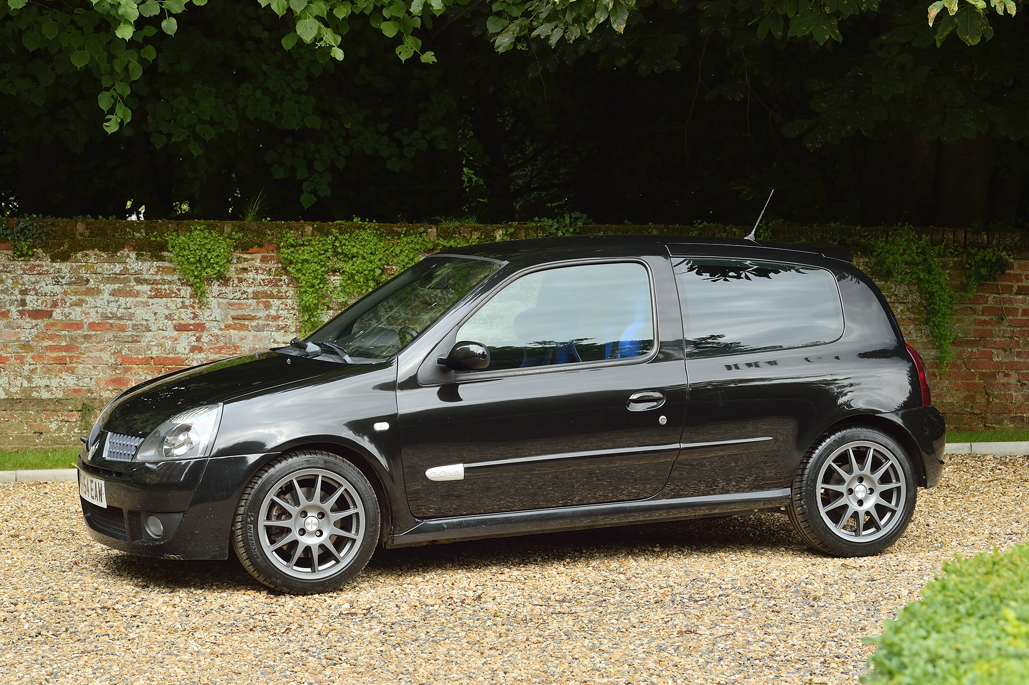 2004 RENAULTSPORT CLIO 182 - TRACK PREPARED for sale by auction in ...