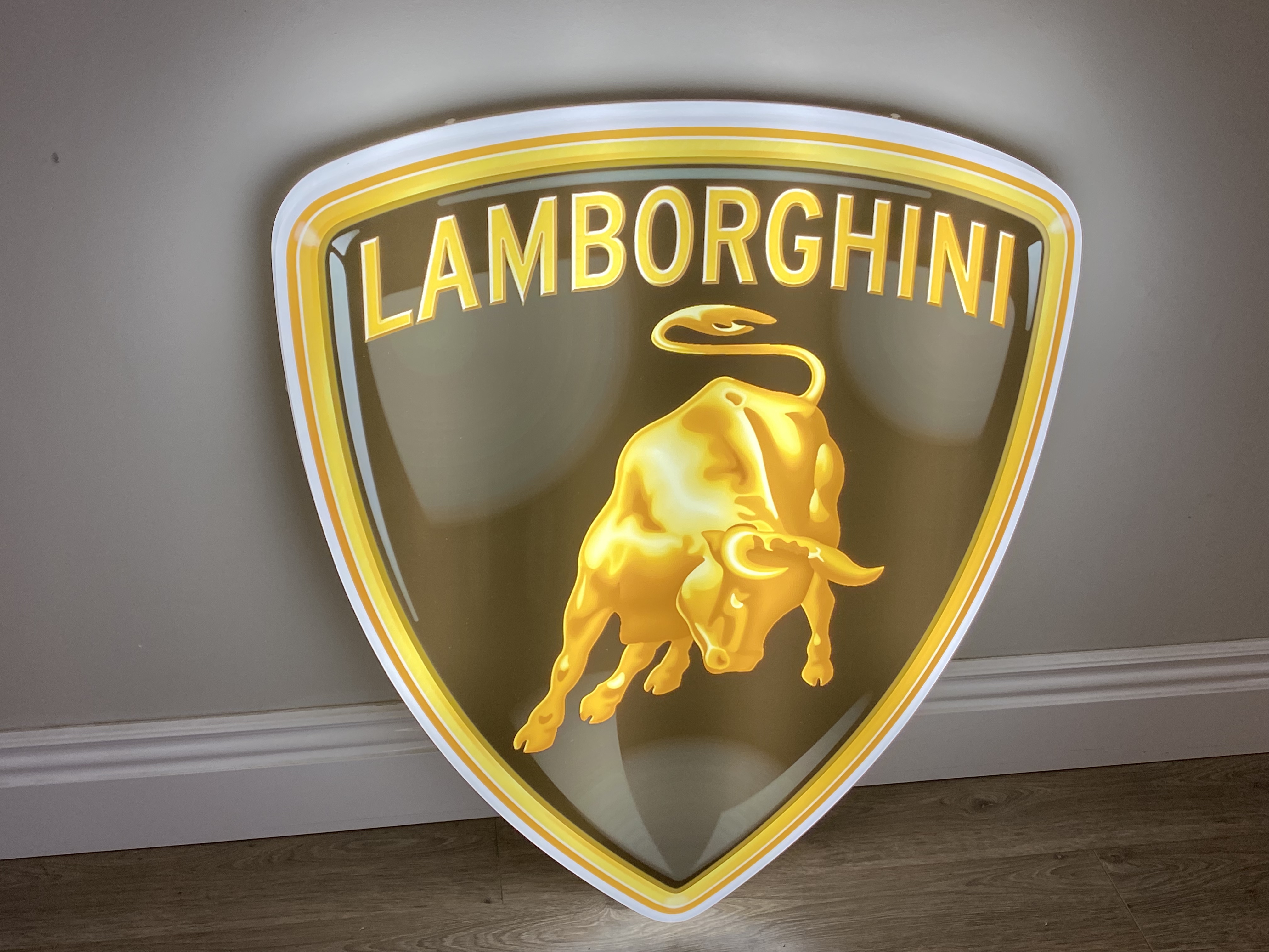 LAMBORGHINI LOGO ILLUMINATED SIGN for sale by auction in West Midlands ...