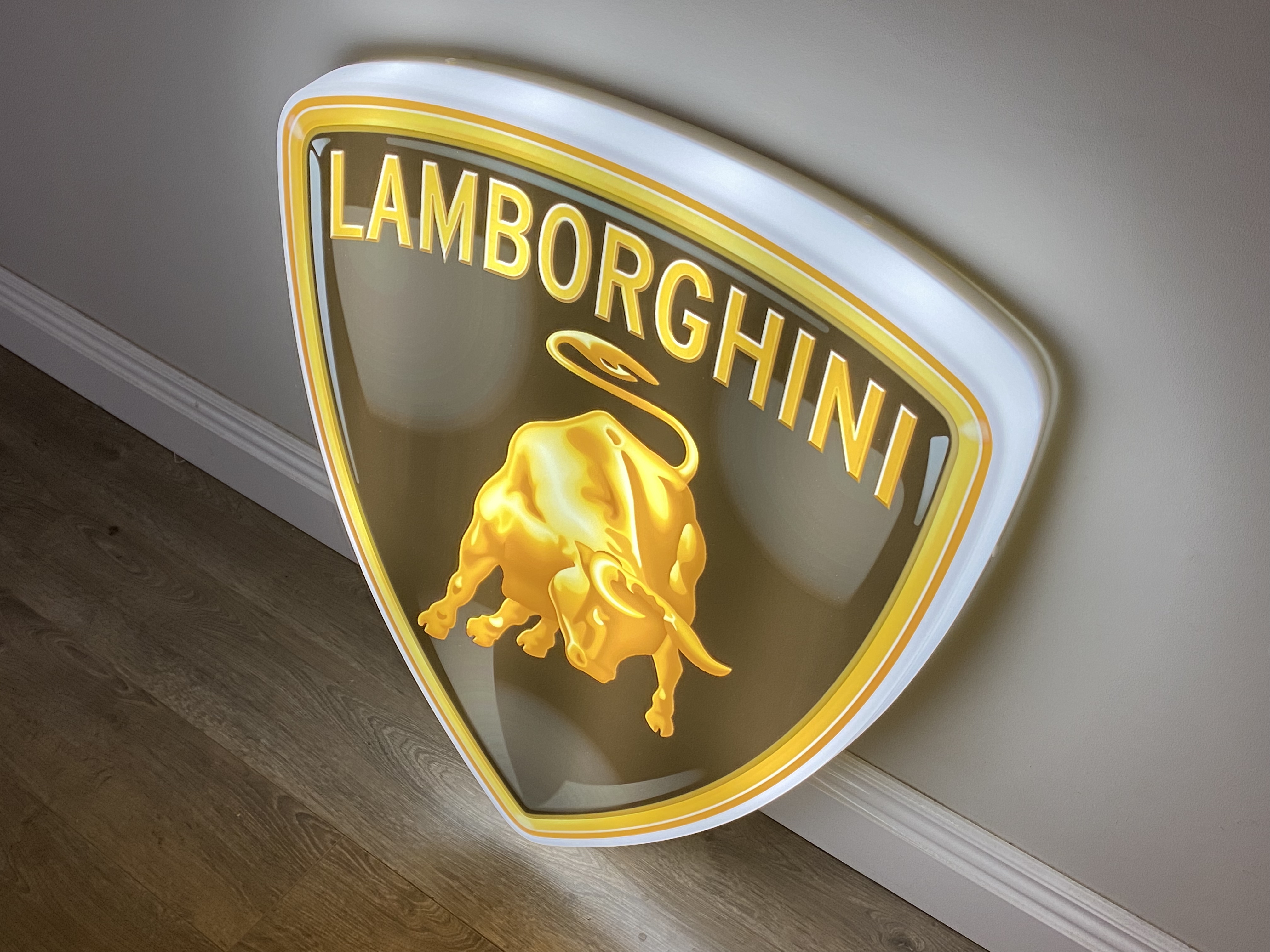 LAMBORGHINI LOGO ILLUMINATED SIGN for sale by auction in West Midlands ...
