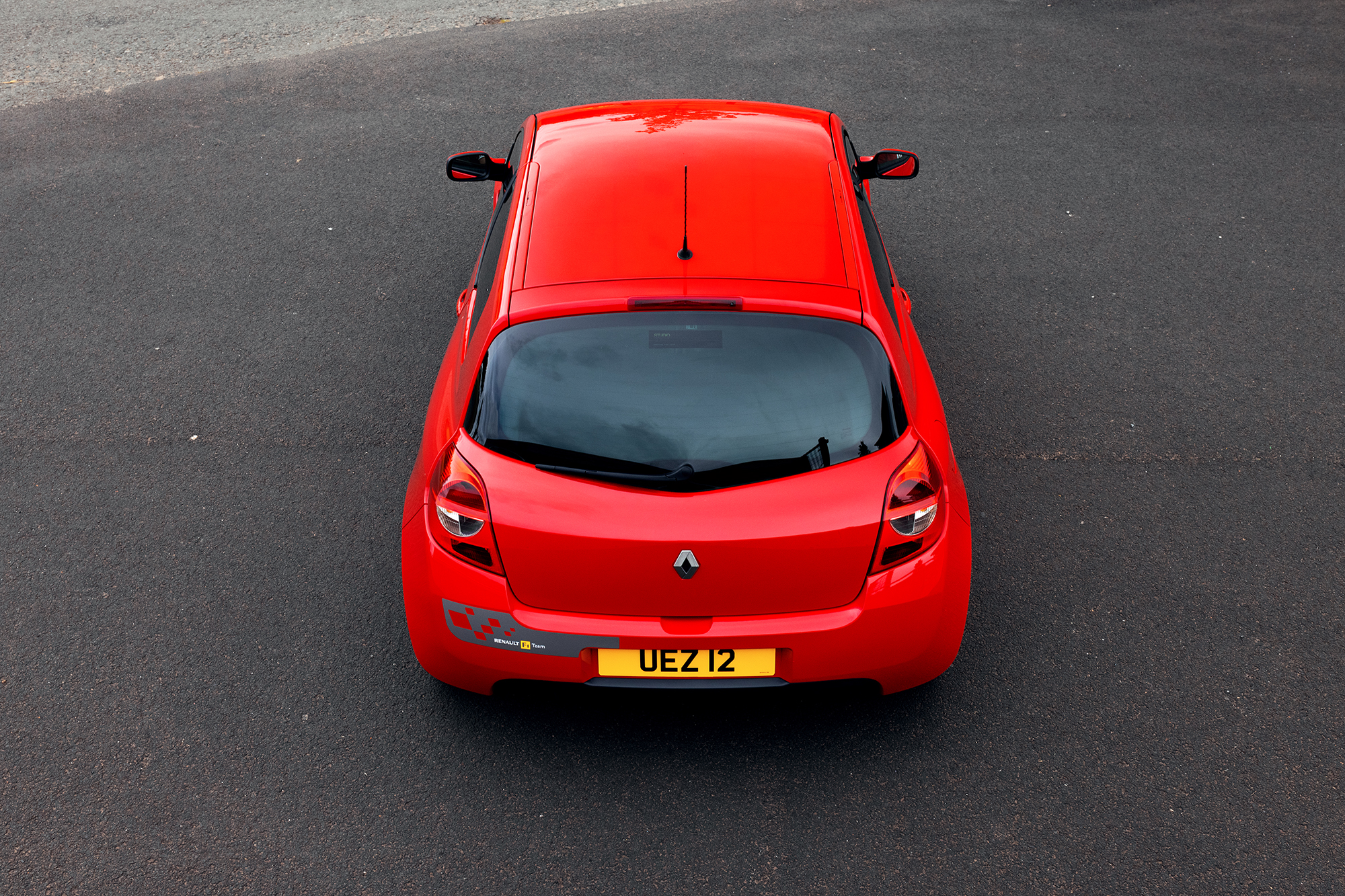 2007 RENAULTSPORT CLIO 197 F1 TEAM R27 for sale by auction in Belfast ...