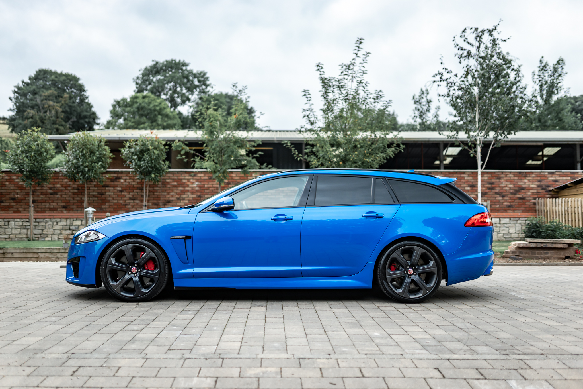 2014 JAGUAR XFR-S SPORTBRAKE for sale by auction in Gloucestershire ...