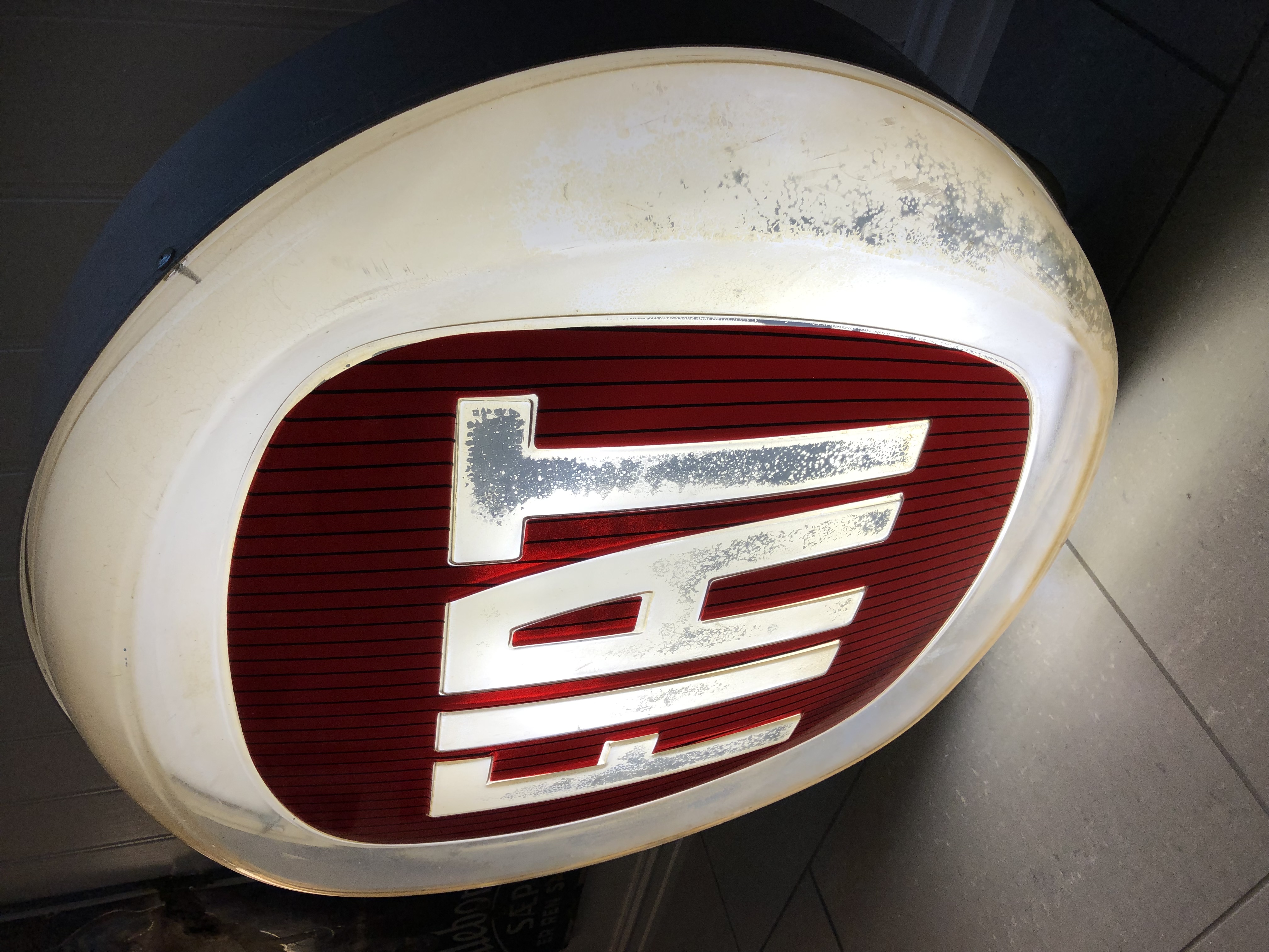 FIAT ILLUMINATED SIGN for sale by auction in Stavanger, Norway