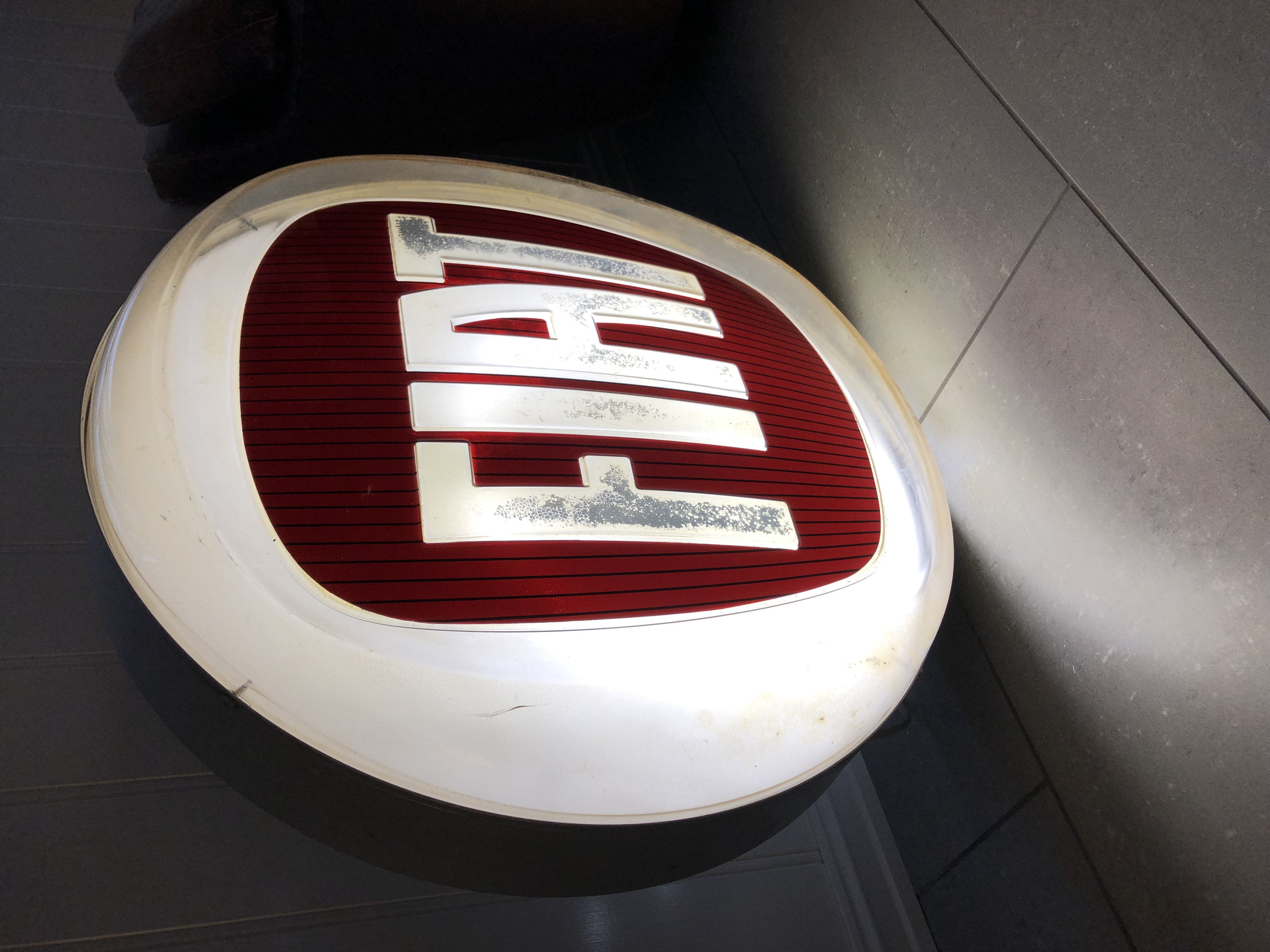 FIAT ILLUMINATED SIGN for sale by auction in Stavanger, Norway