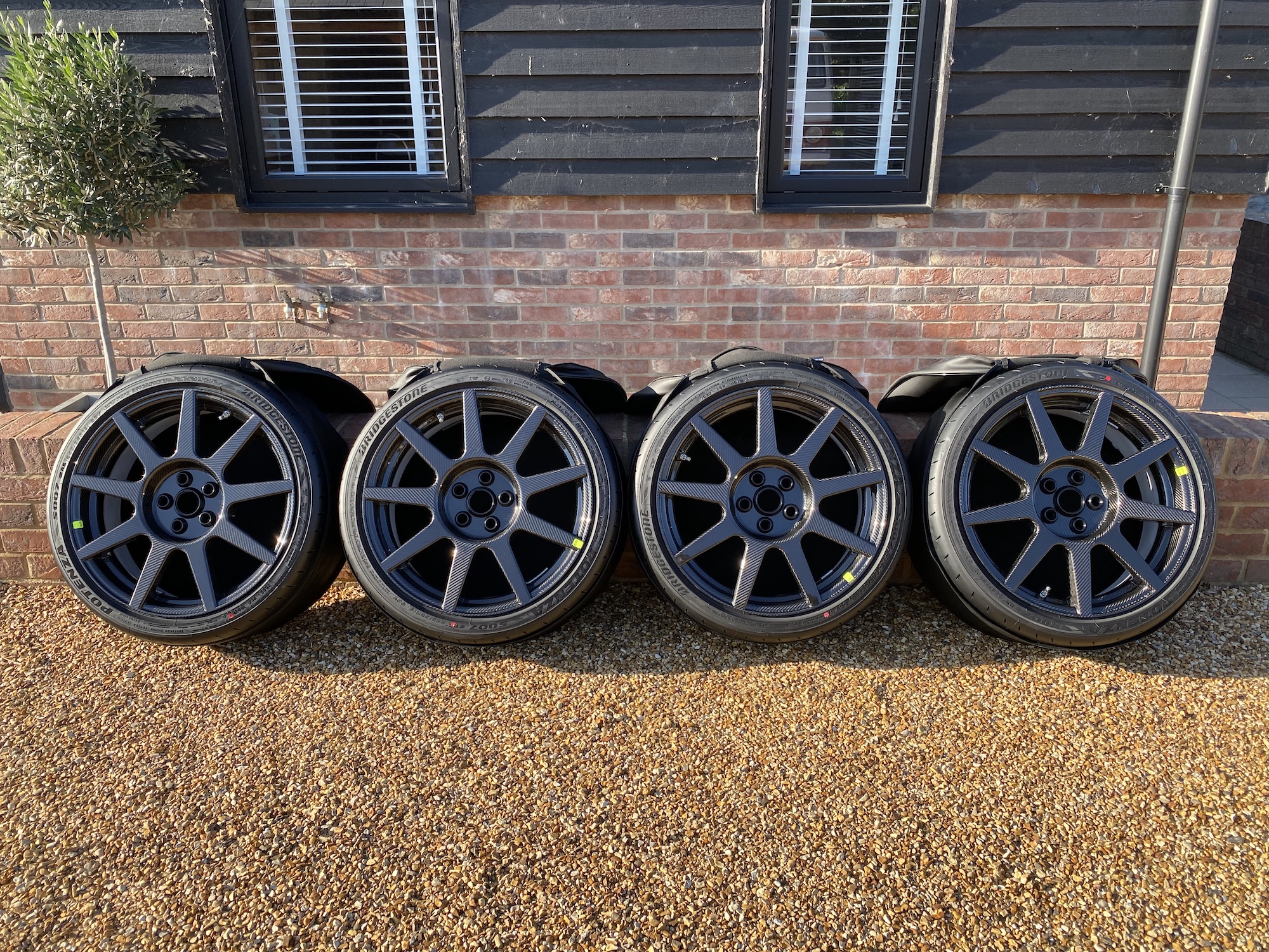 CARBON FIBRE RENAULTSPORT MEGANE TROPHY-R WHEELS for sale by auction in ...