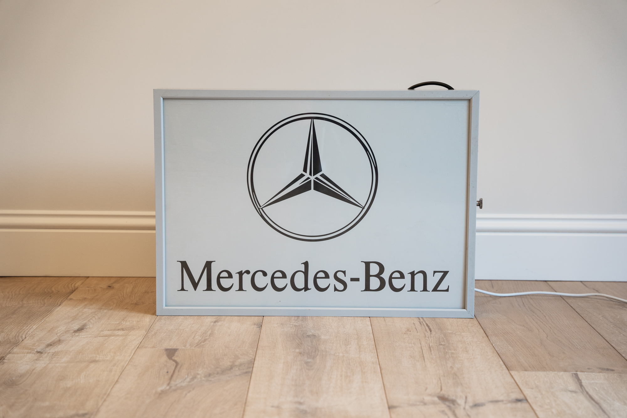 MERCEDES-BENZ ILLUMINATED SIGN for sale by auction in Ditchling, East ...