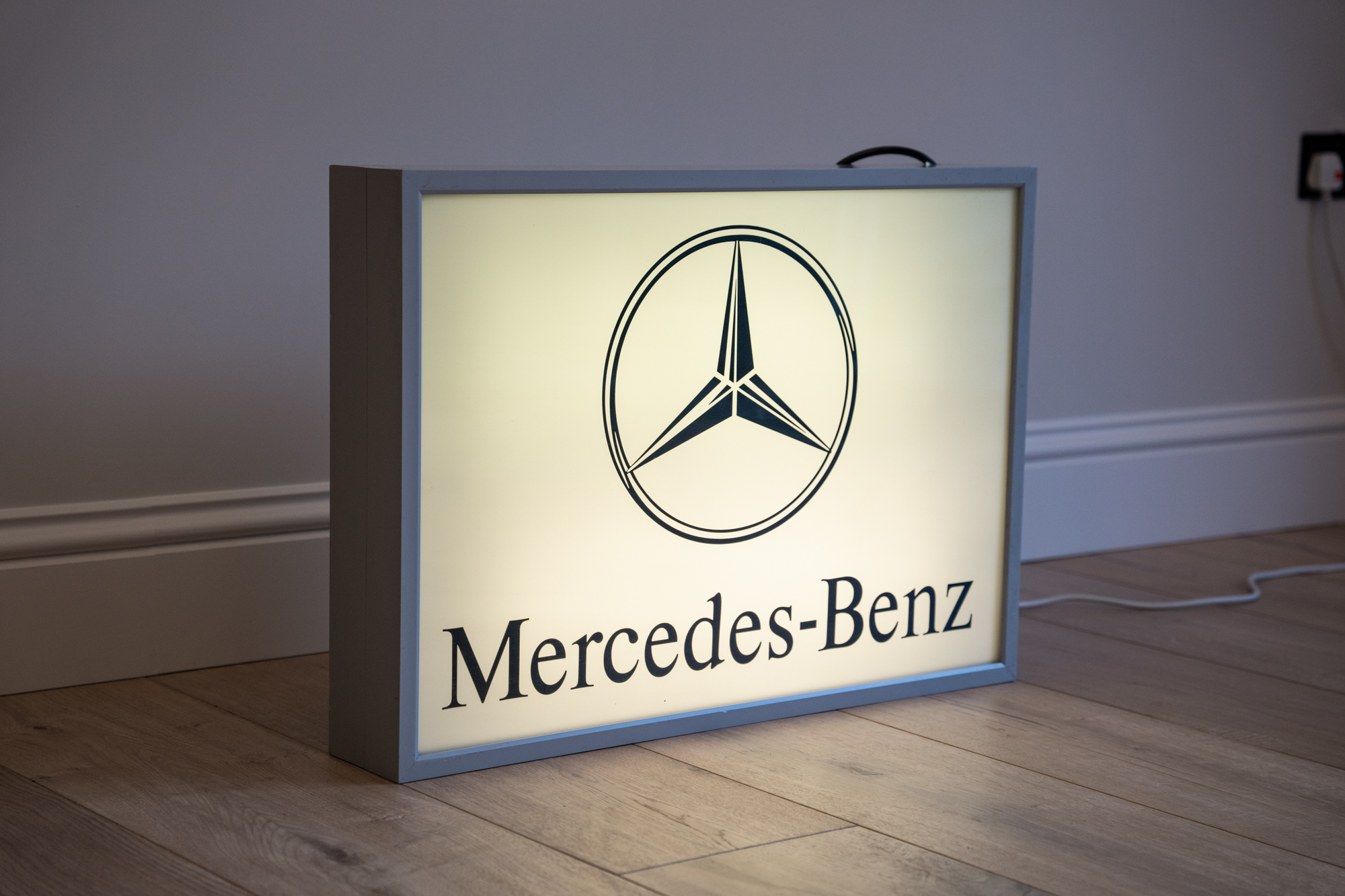 MERCEDES-BENZ ILLUMINATED SIGN for sale by auction in Ditchling, East ...