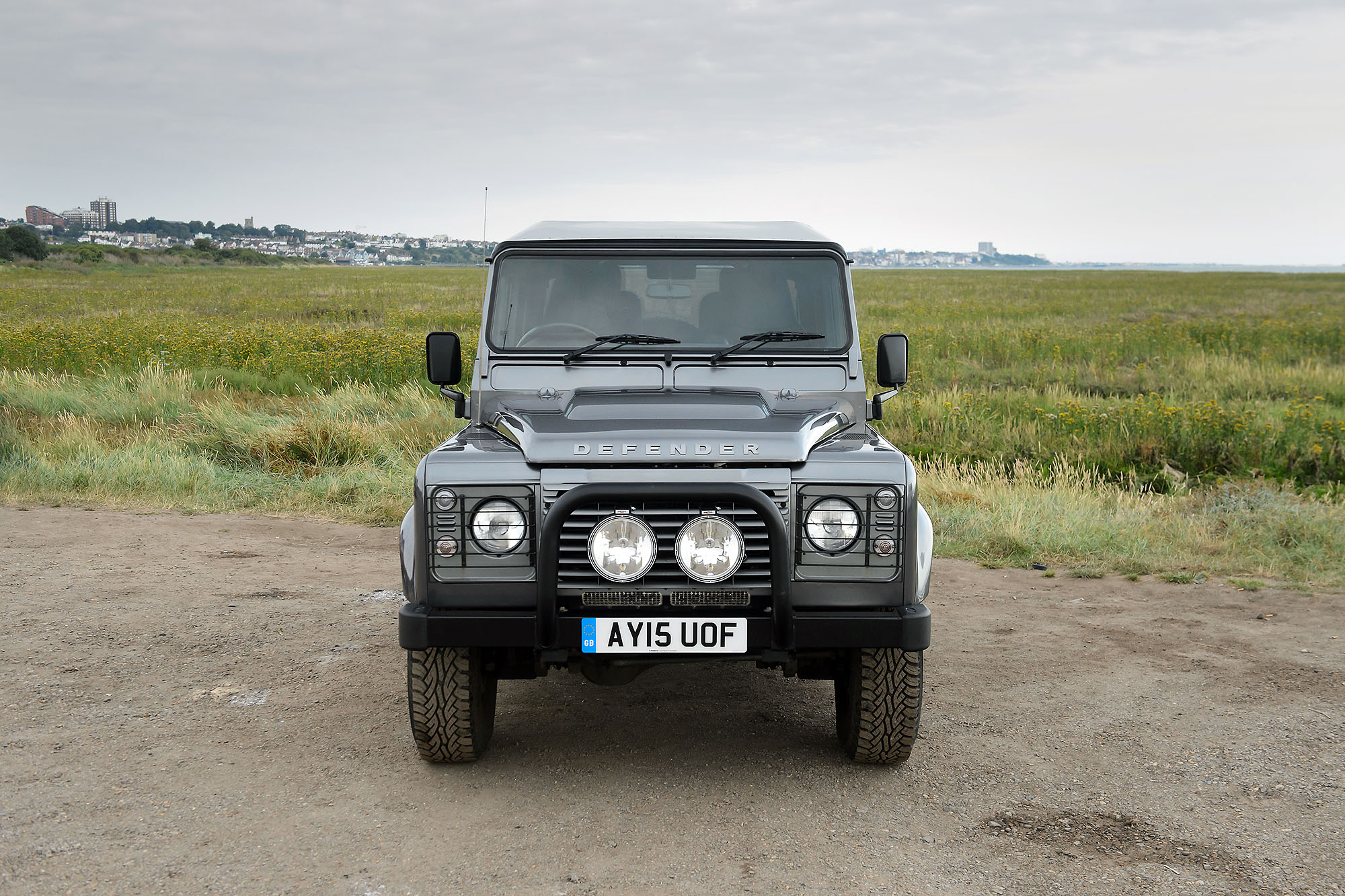2015 LAND ROVER DEFENDER 90 XS for sale by auction in Westcliff-on-Sea ...