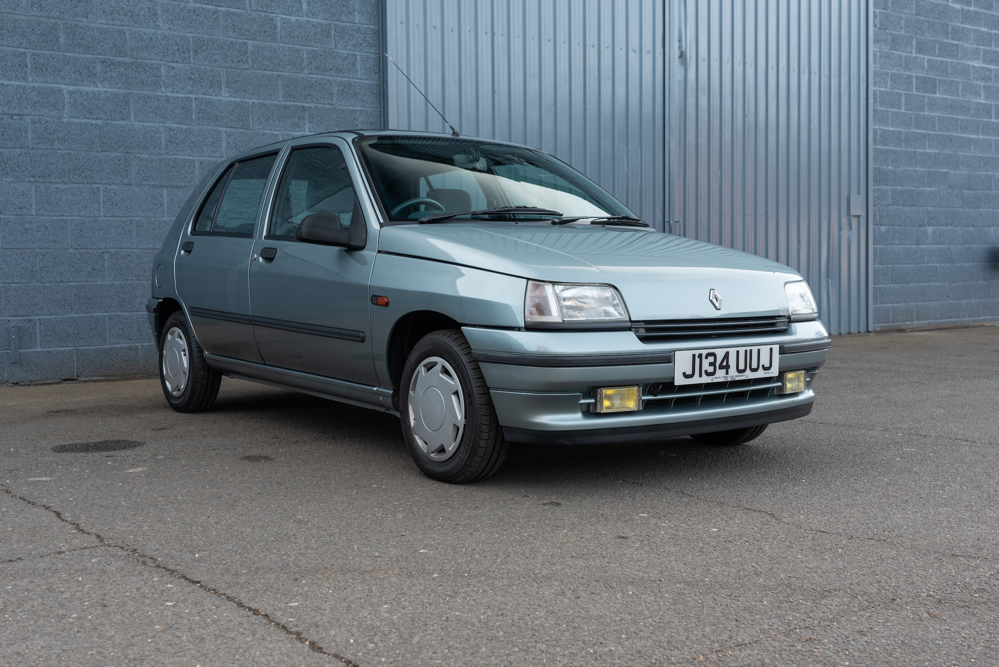 1991 RENAULT CLIO (MK1) 1.4 RT - 28,358 MILES for sale by auction in ...