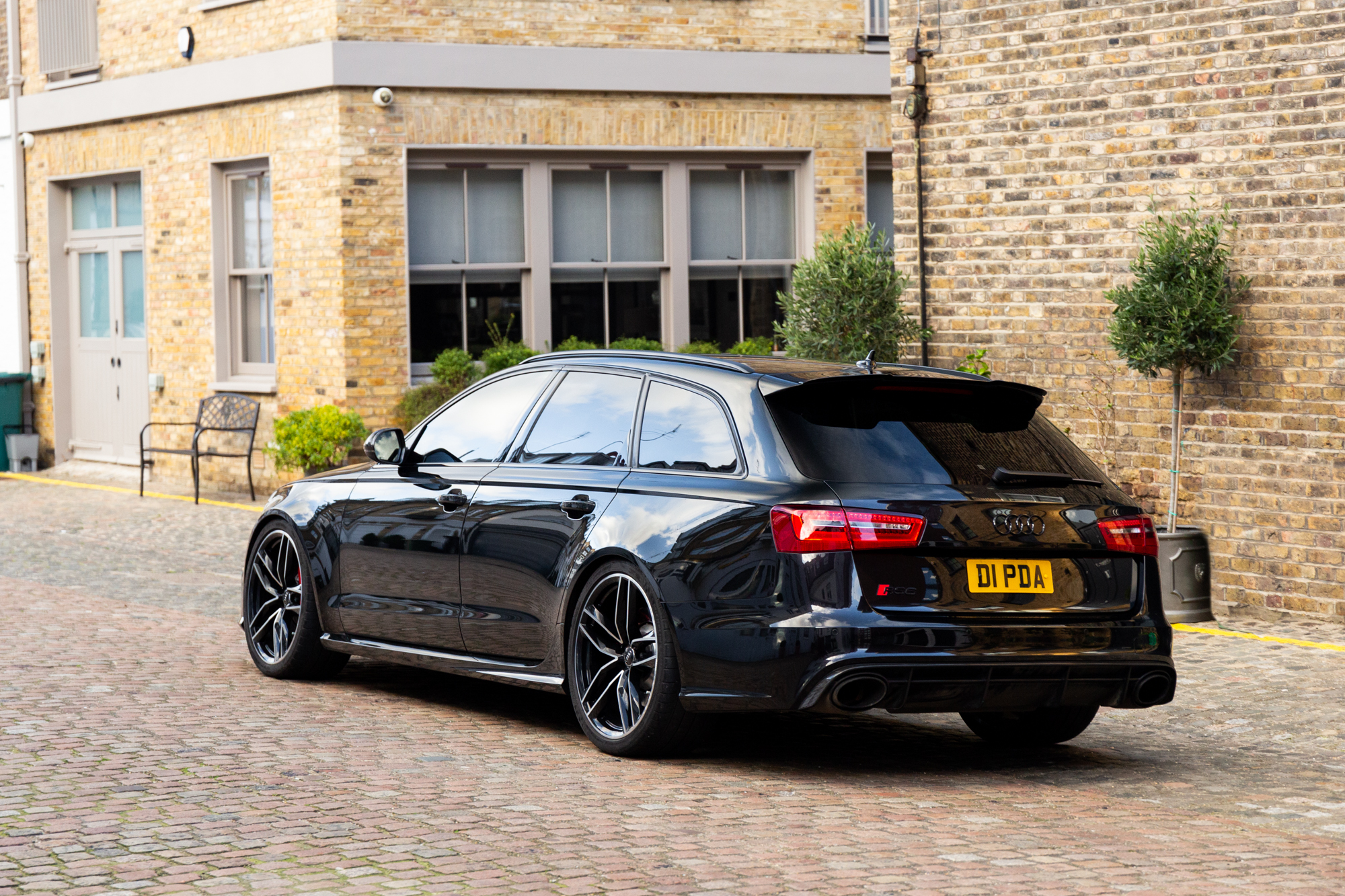 2014 AUDI RS6 AVANT for sale by auction in London, United Kingdom