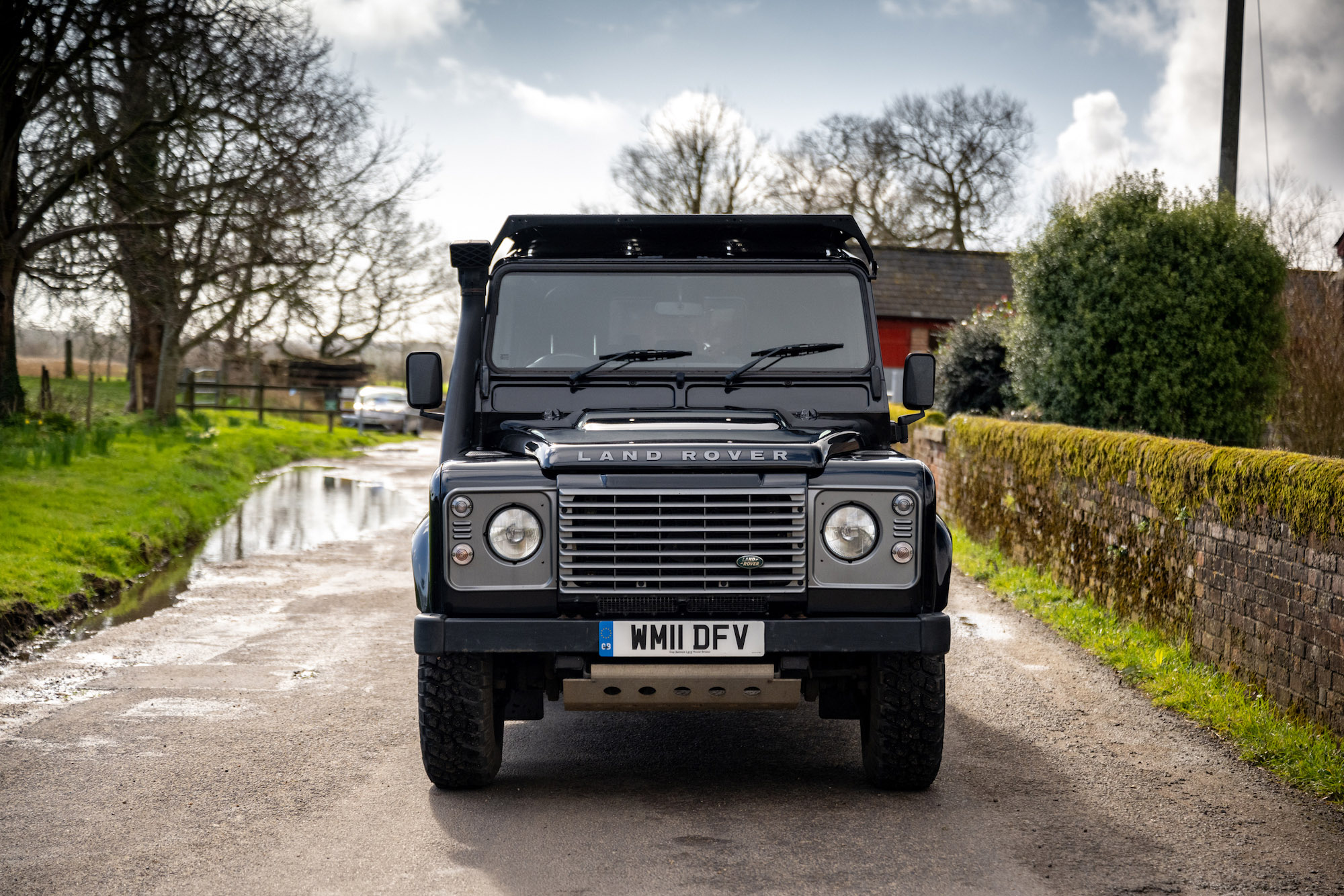2011 LAND ROVER DEFENDER 110 XS UTILITY for sale by auction in Corfe ...