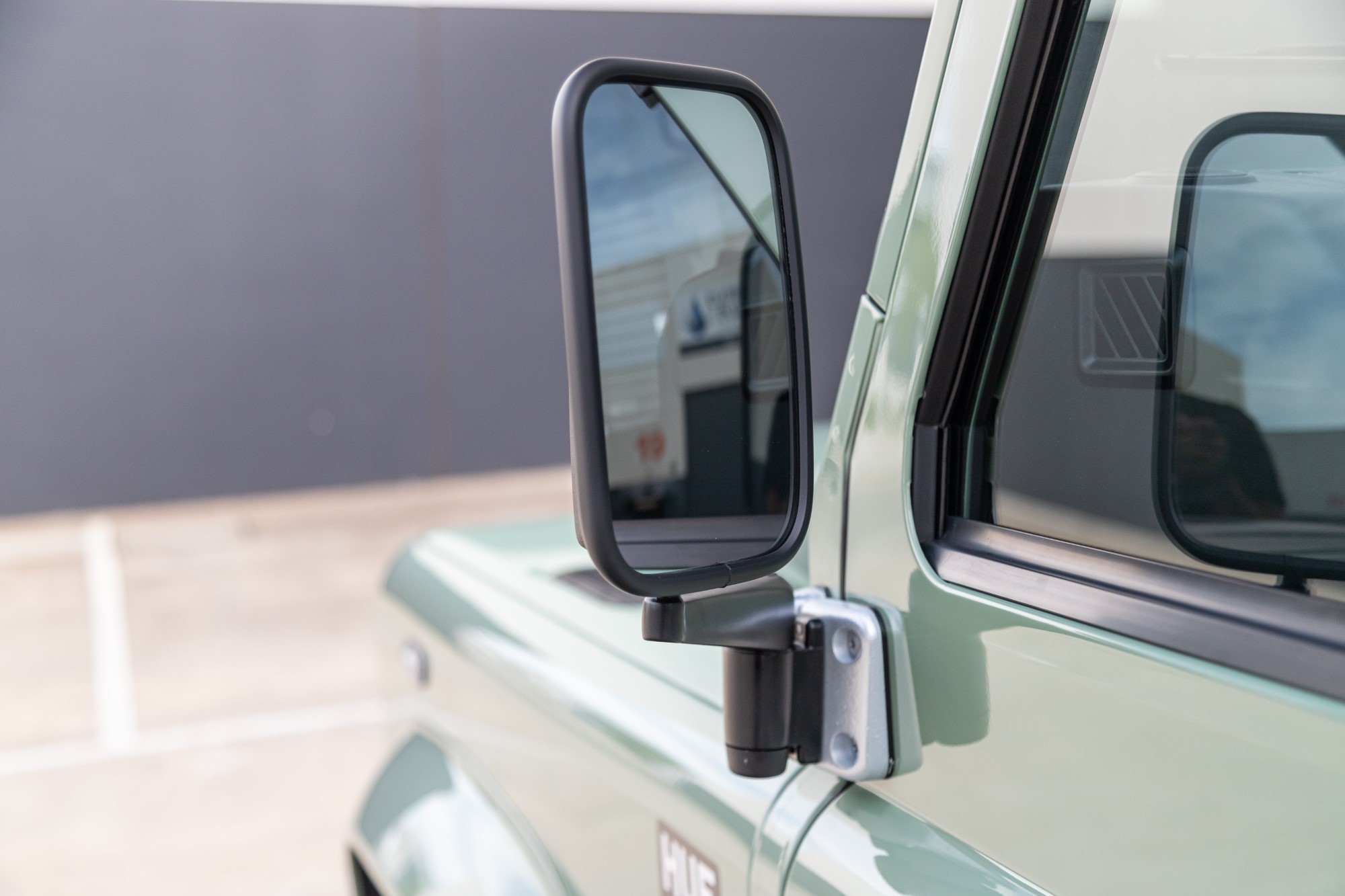 2015 LAND ROVER DEFENDER 90 HERITAGE - 186 KM for sale in Newtown ...