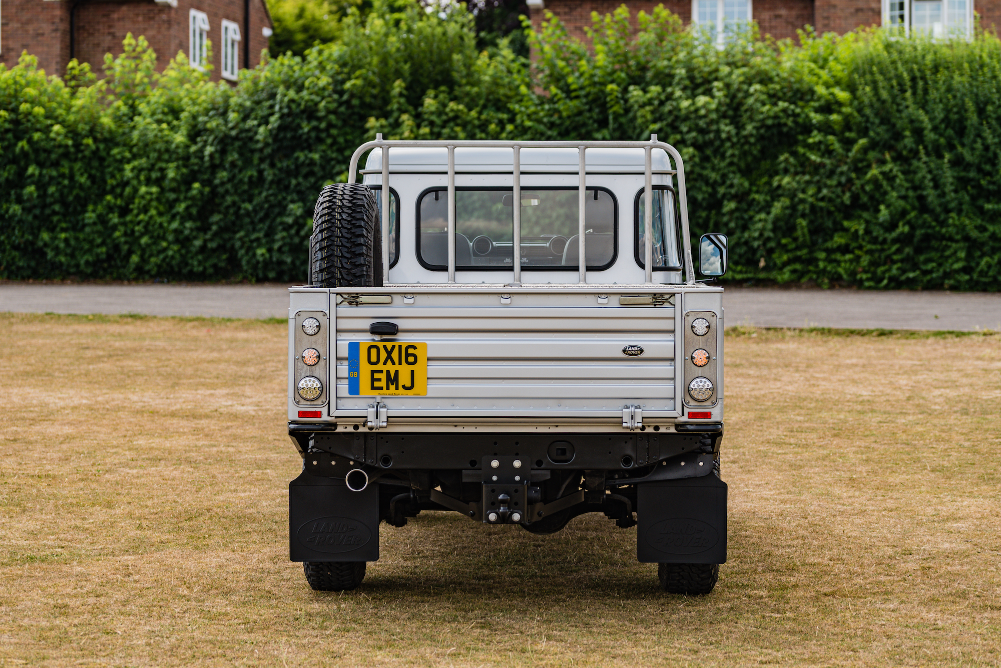 2016 LAND ROVER DEFENDER 110 SINGLE CAB PICK UP 'HIGH CAPACITY' - 4,573 ...