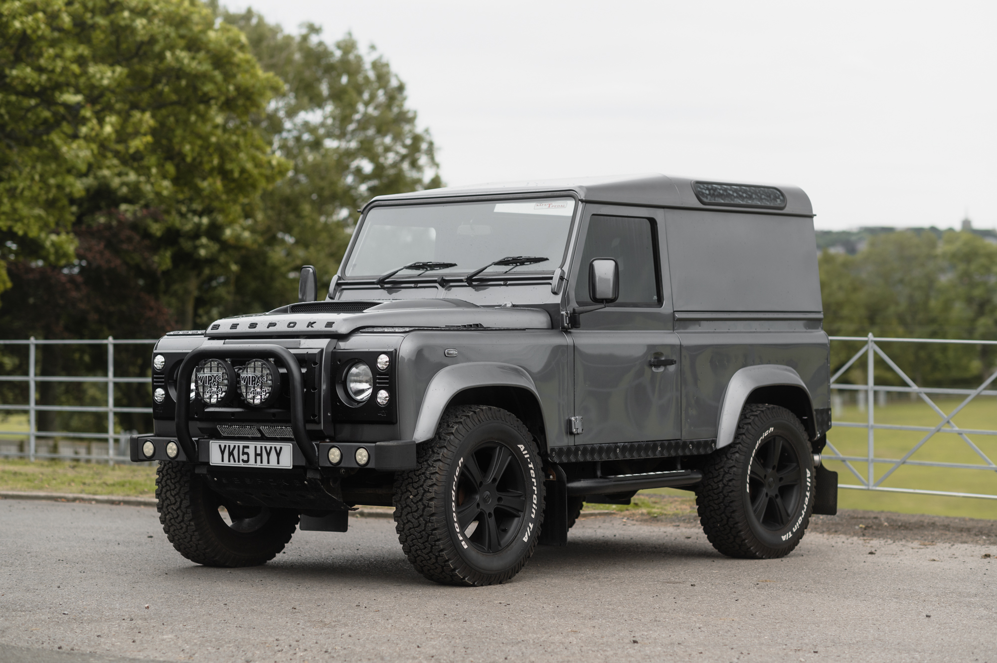 2015 Land Rover Defender 90 With Tracks Land Rover Defender 90 XS