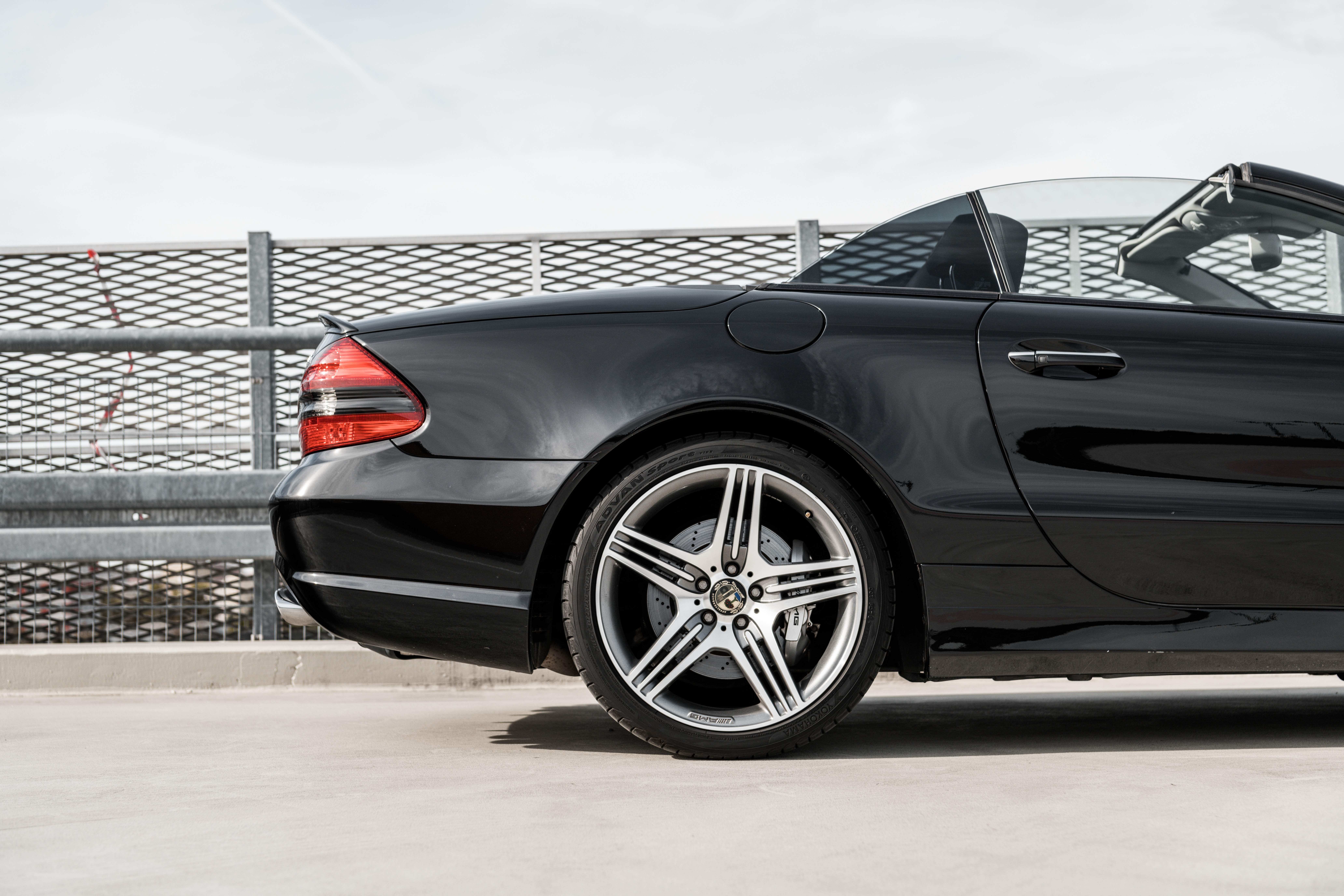 2011 MERCEDES-BENZ (R230) SL63 AMG - 58,994 KM for sale by auction in ...